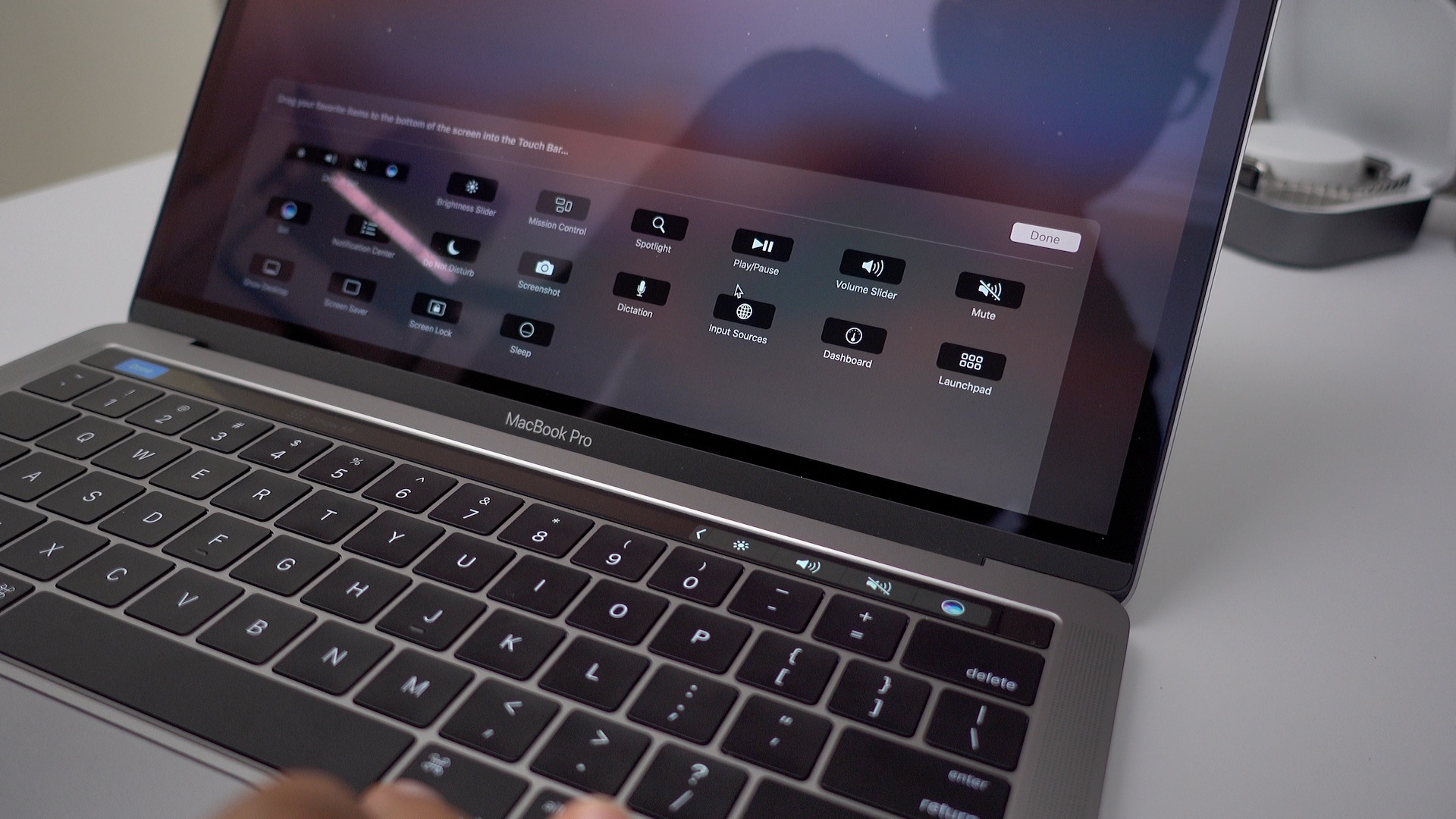 Hands-on impressions: 13-inch MacBook Pro with Touch Bar [Video] - 9to5Mac
