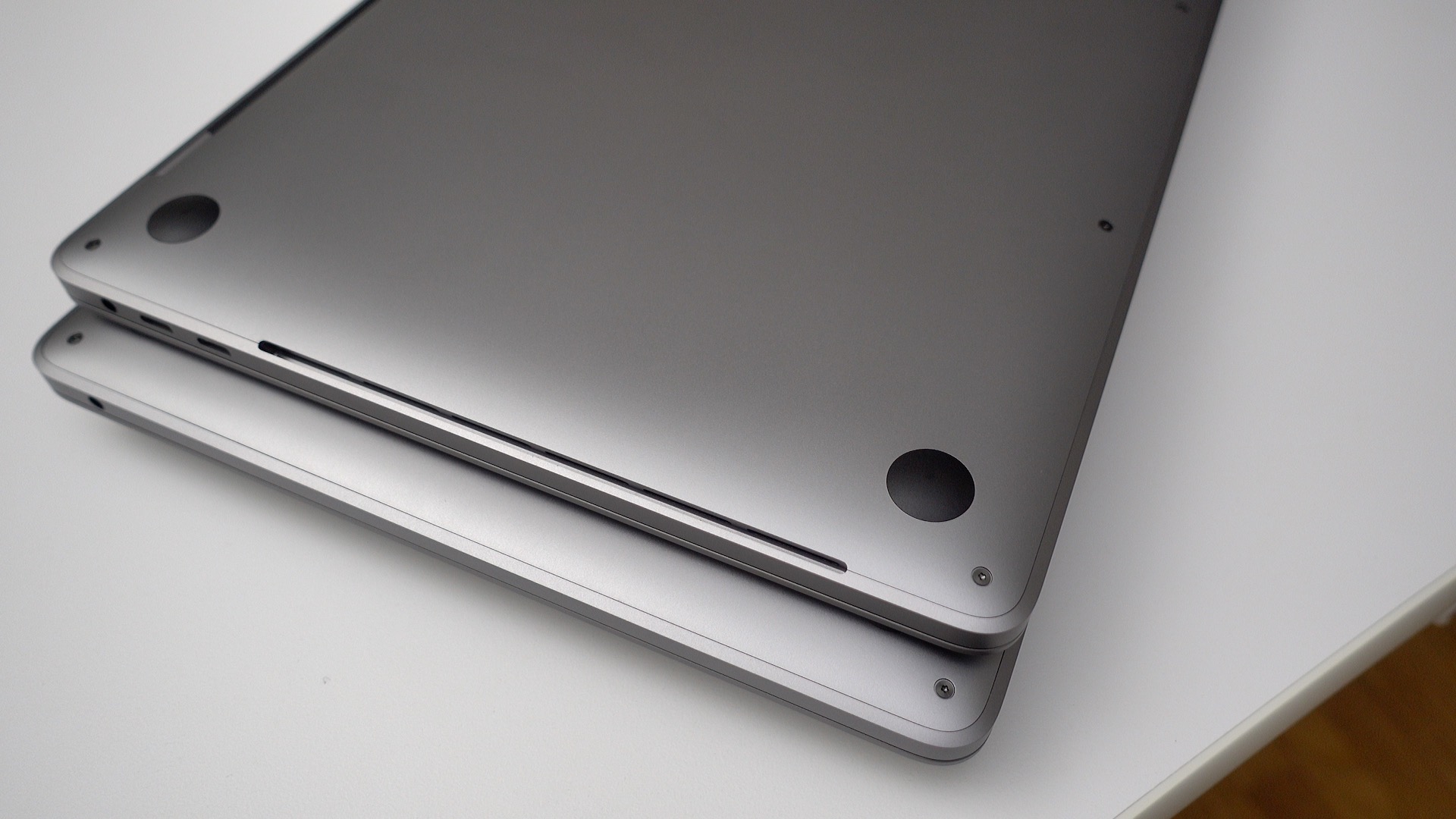 Hands-on impressions: 13-inch MacBook Pro with Touch Bar [Video] - 9to5Mac