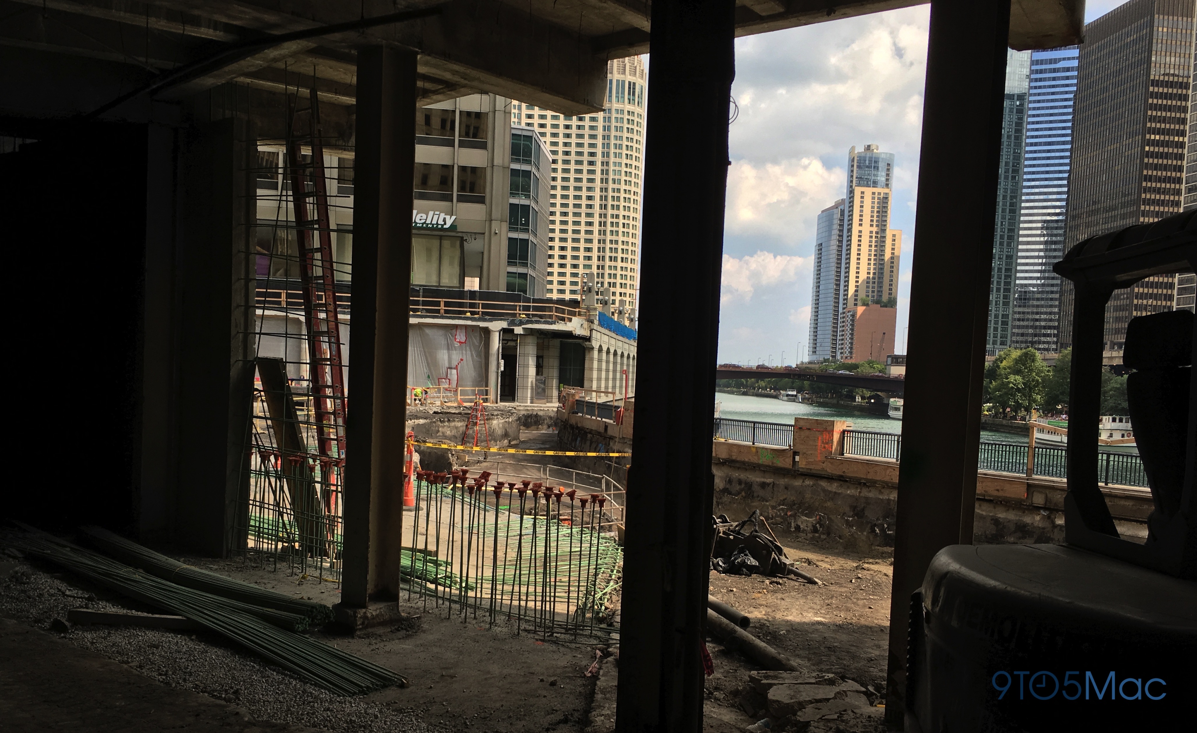 Apple’s new stunning flagship waterfront retail store in Chicago begins ...