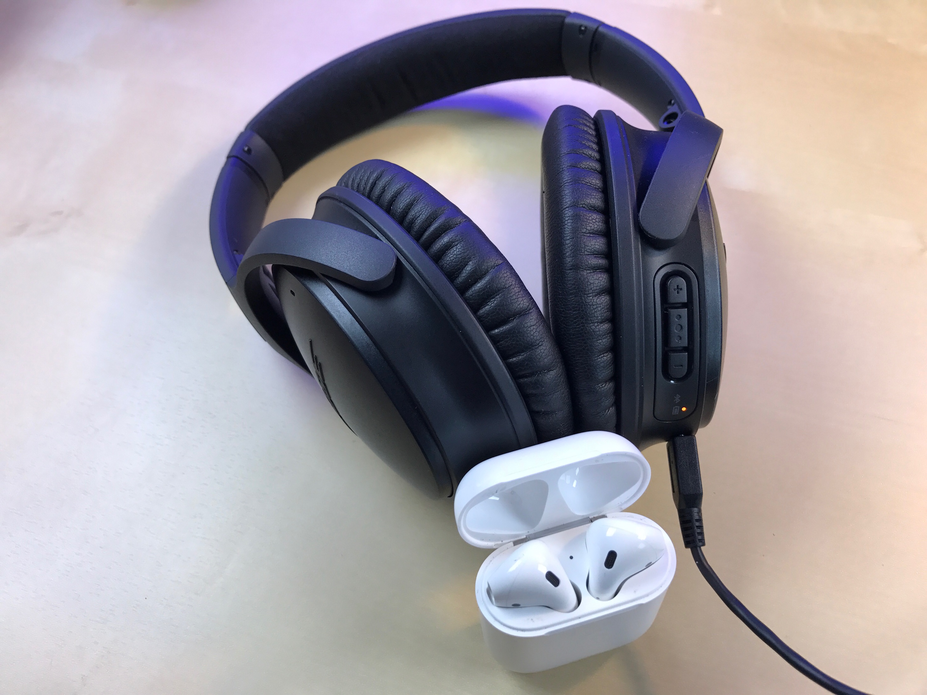 Flying with AirPods: Airplane Mode, ambient noise, battery life, and ...