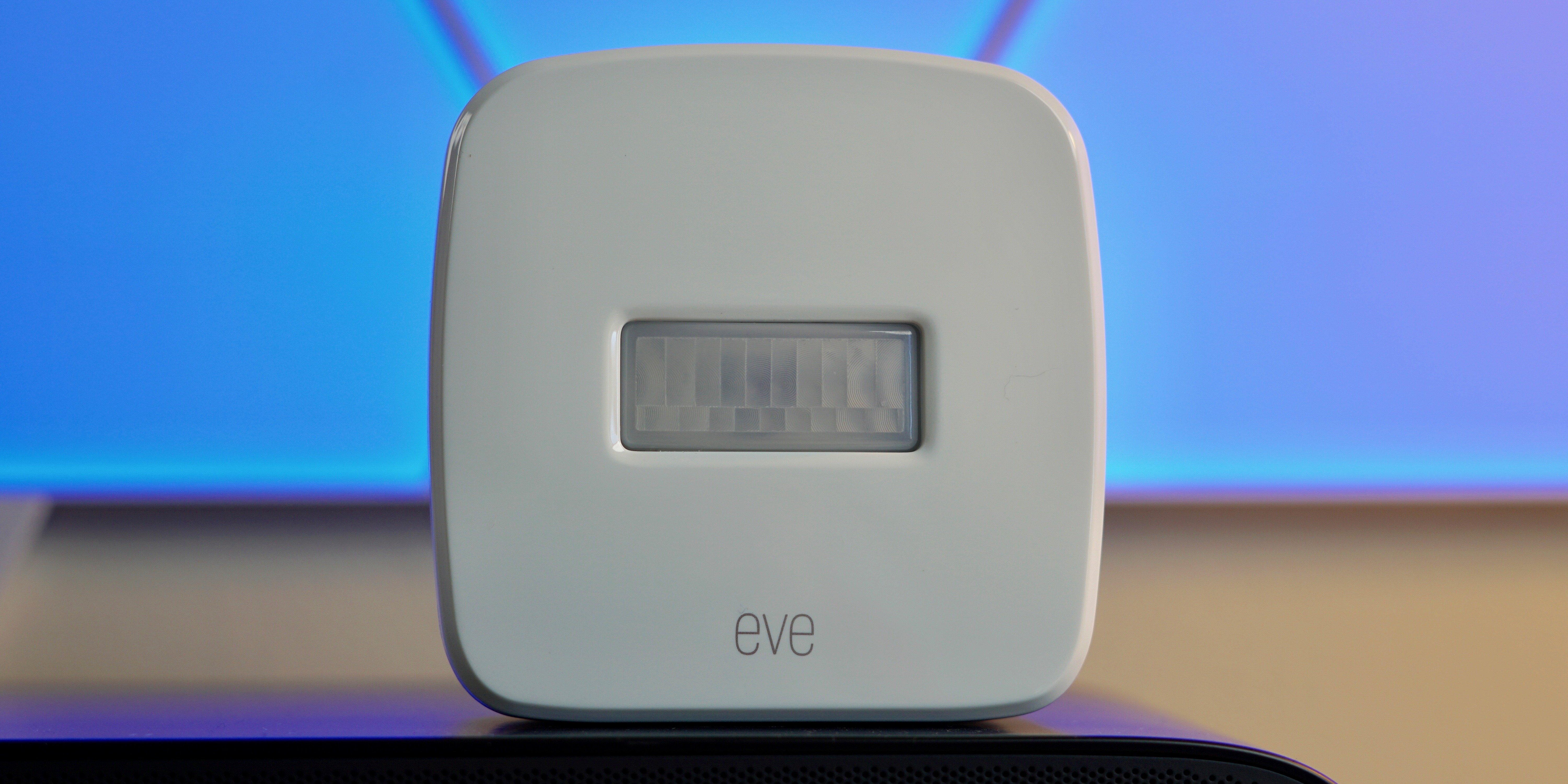 Review: Elgato Eve Motion is a standalone HomeKit motion sensor for triggering automations - 9to5Mac