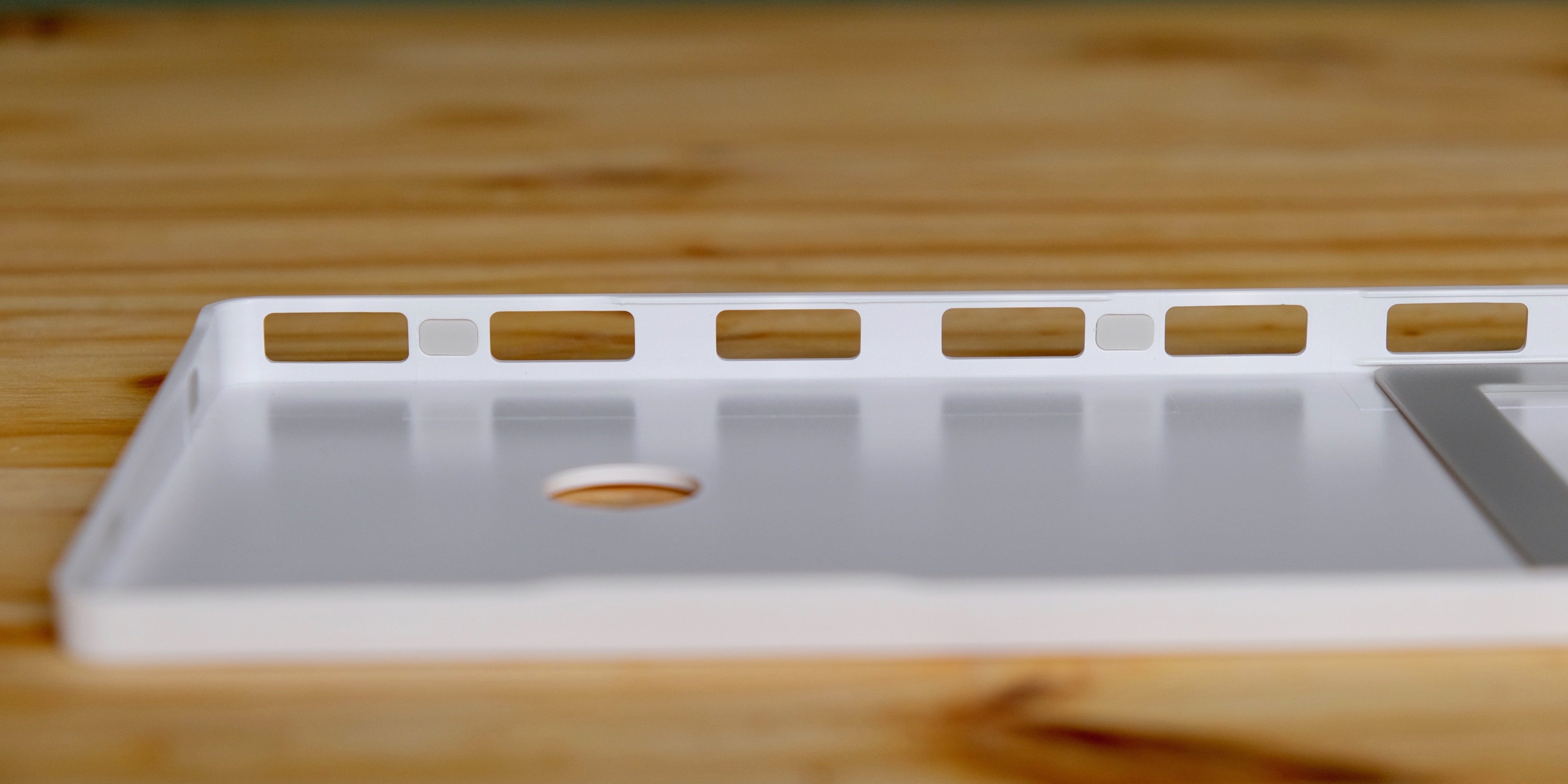 Review: Twelve South's MagicBridge is a beautiful way to join Magic ...