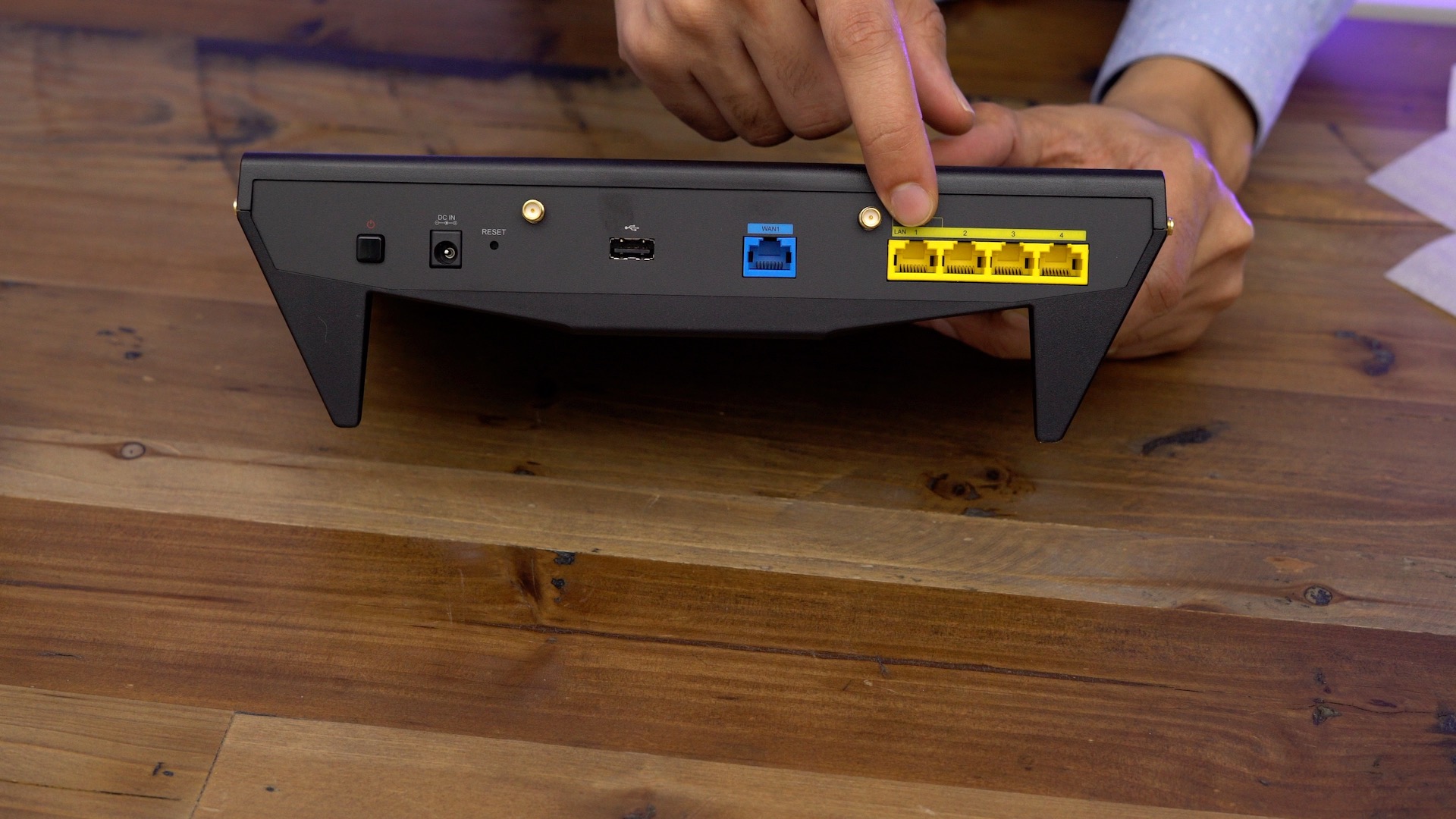 A possible AirPort Extreme replacement? Hands-on with the Synology ...