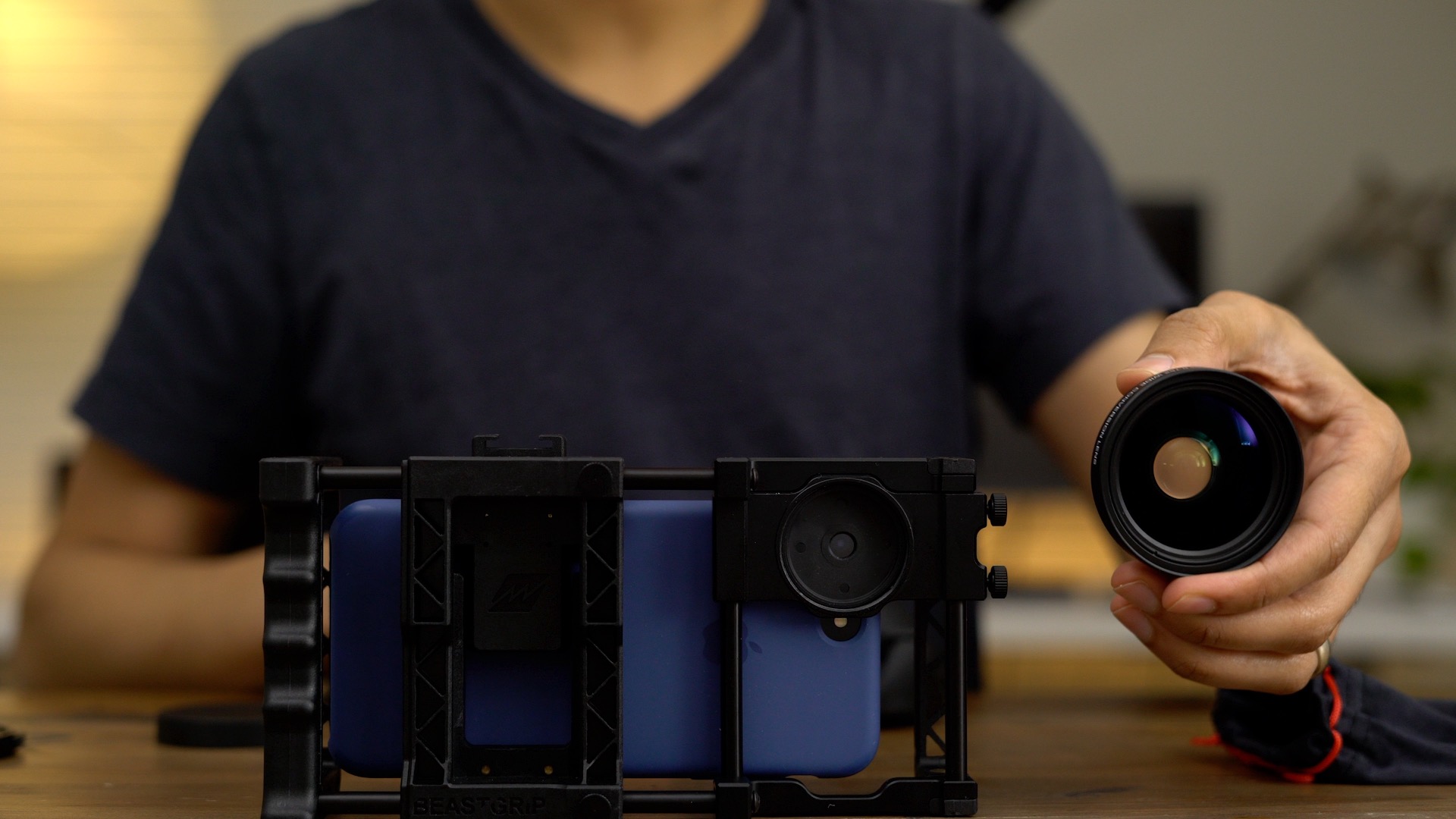 Improving iPhone videography with the Beastgrip Pro camera rig [Video ...