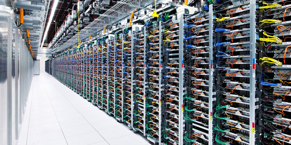 Apple's new Danish data center will supply heat to nearby homes ...
