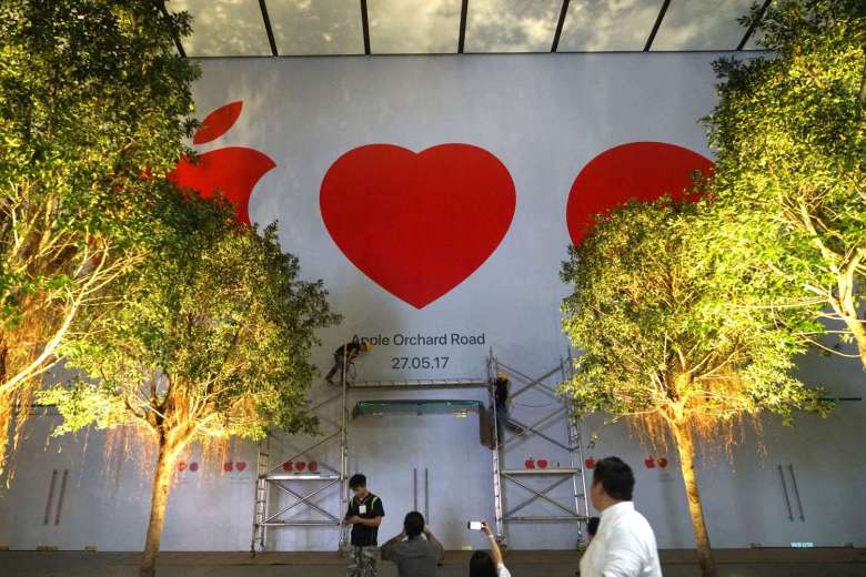 Apple's first Singapore retail location officially set to open on May ...