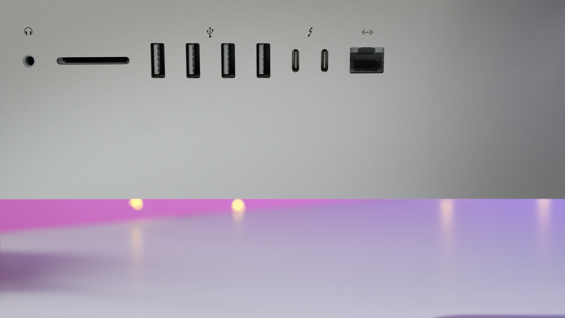 Hands-on: Akitio’s portable 4-Bay Thunderbolt 3 external storage ...