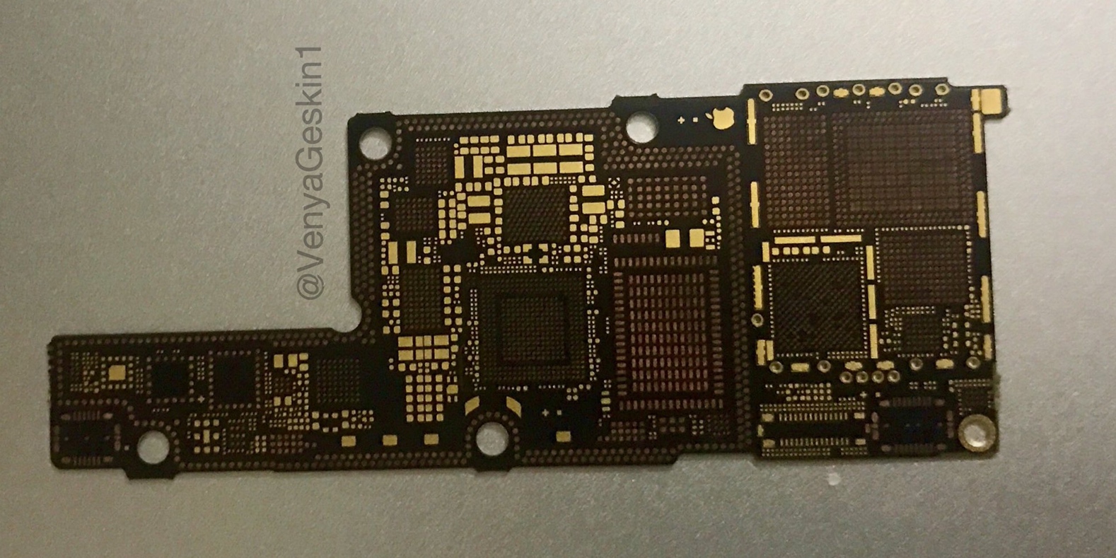 Report: iPhone 8 wireless charging to use slower 7.5W Qi standard as ...