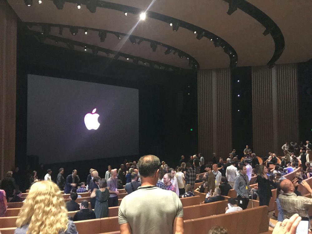 Inside Apple Park + Steve Jobs Theater on iPhone X event day [Gallery ...