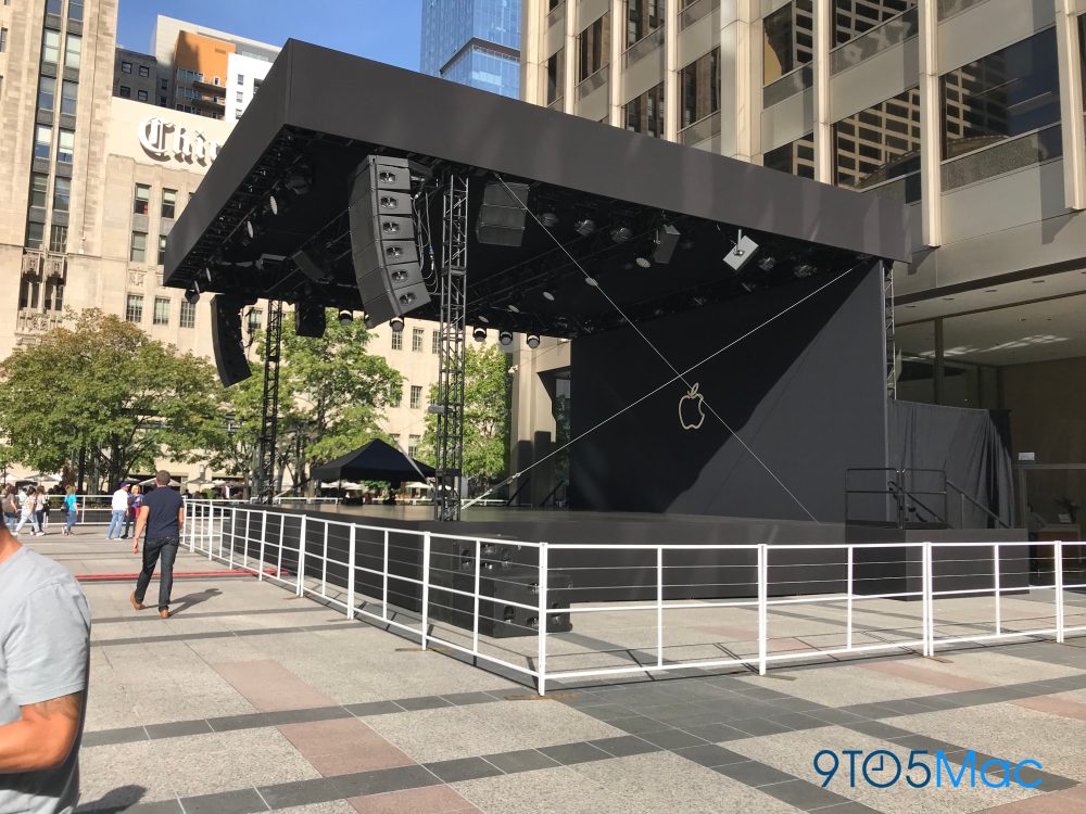 Apple's new Chicago flagship store is more than an architectural marvel ...