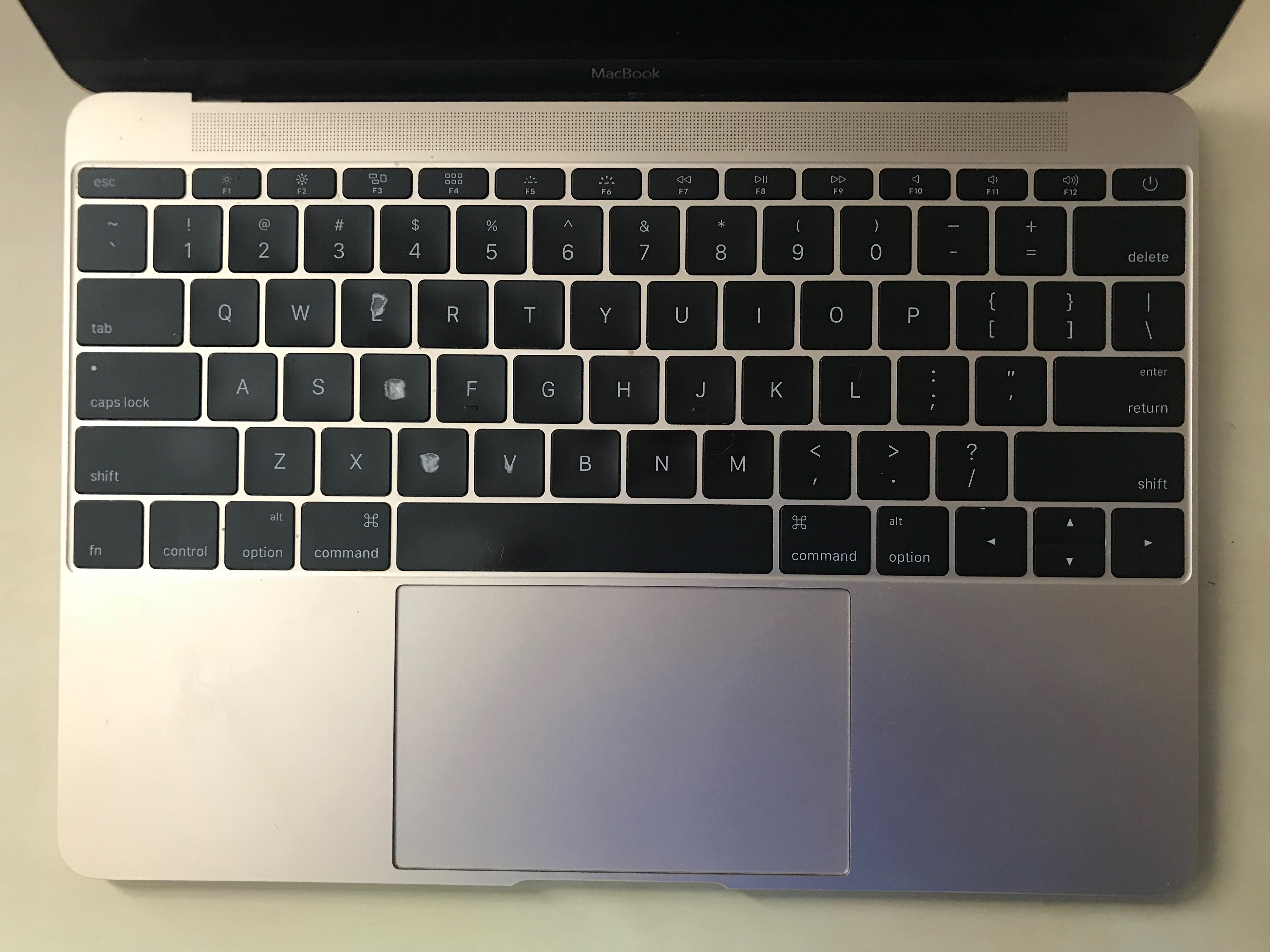 There's now a song about the sticky MacBook keyboard to get stuck in ...