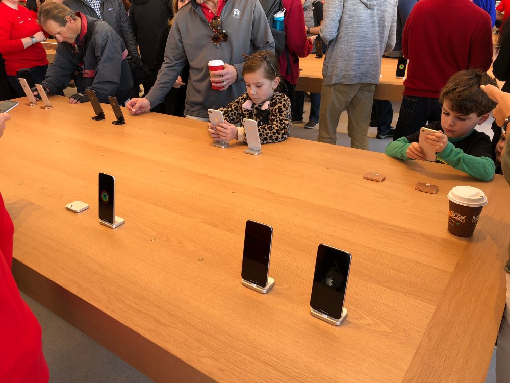 Apple's retail store in Burlingame, CA reopens after significant ...