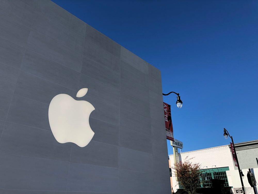 Apple's retail store in Burlingame, CA reopens after significant ...