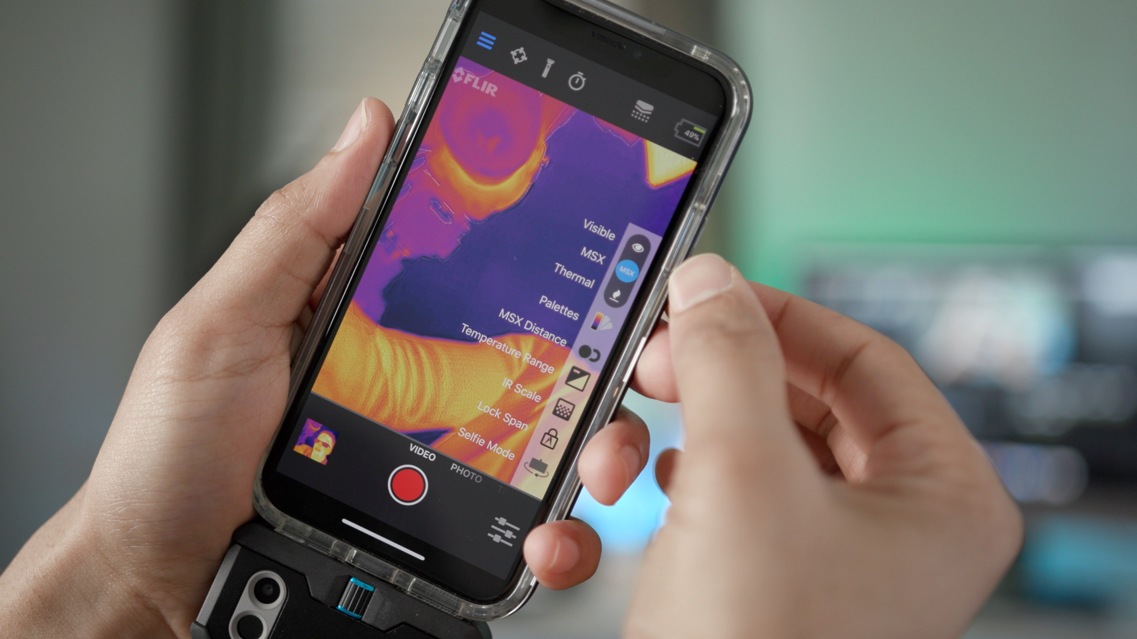 Hands-on: 'Flir One Pro' turns your iPhone into a thermal imaging ...