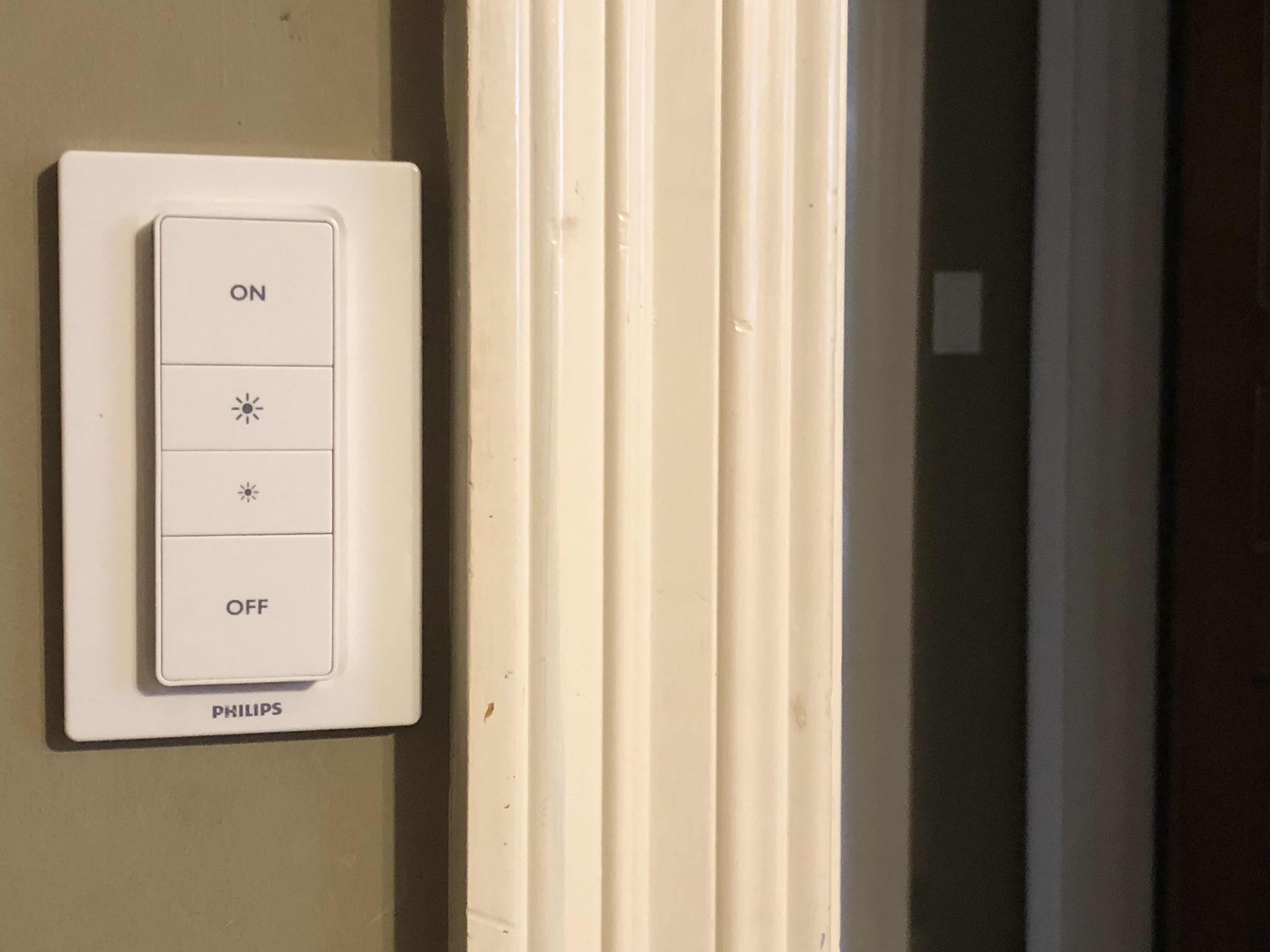 HomeKit Weekly: Using hardware buttons to make smart lights familiar ...