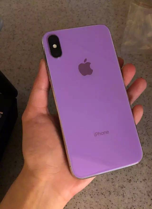 Sketchy photos show purported 2018 iPhone X 'prototype' in new purple ...