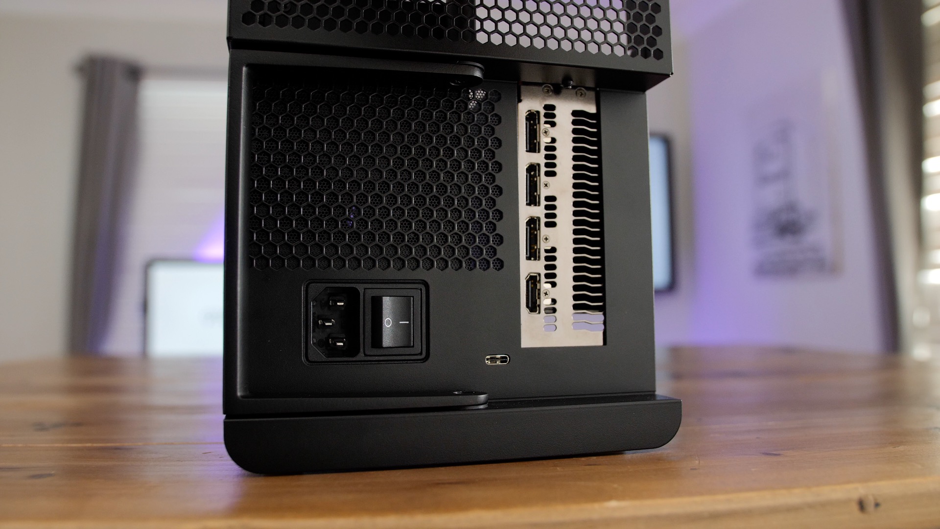 Review: $300 Razer Core X - the best eGPU for MacBook Pro [Video] - 9to5Mac