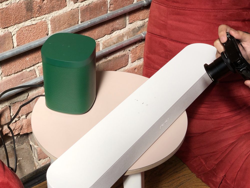 Sonos introduces 'Beam' sound bar with AirPlay 2, Siri and Alexa ...