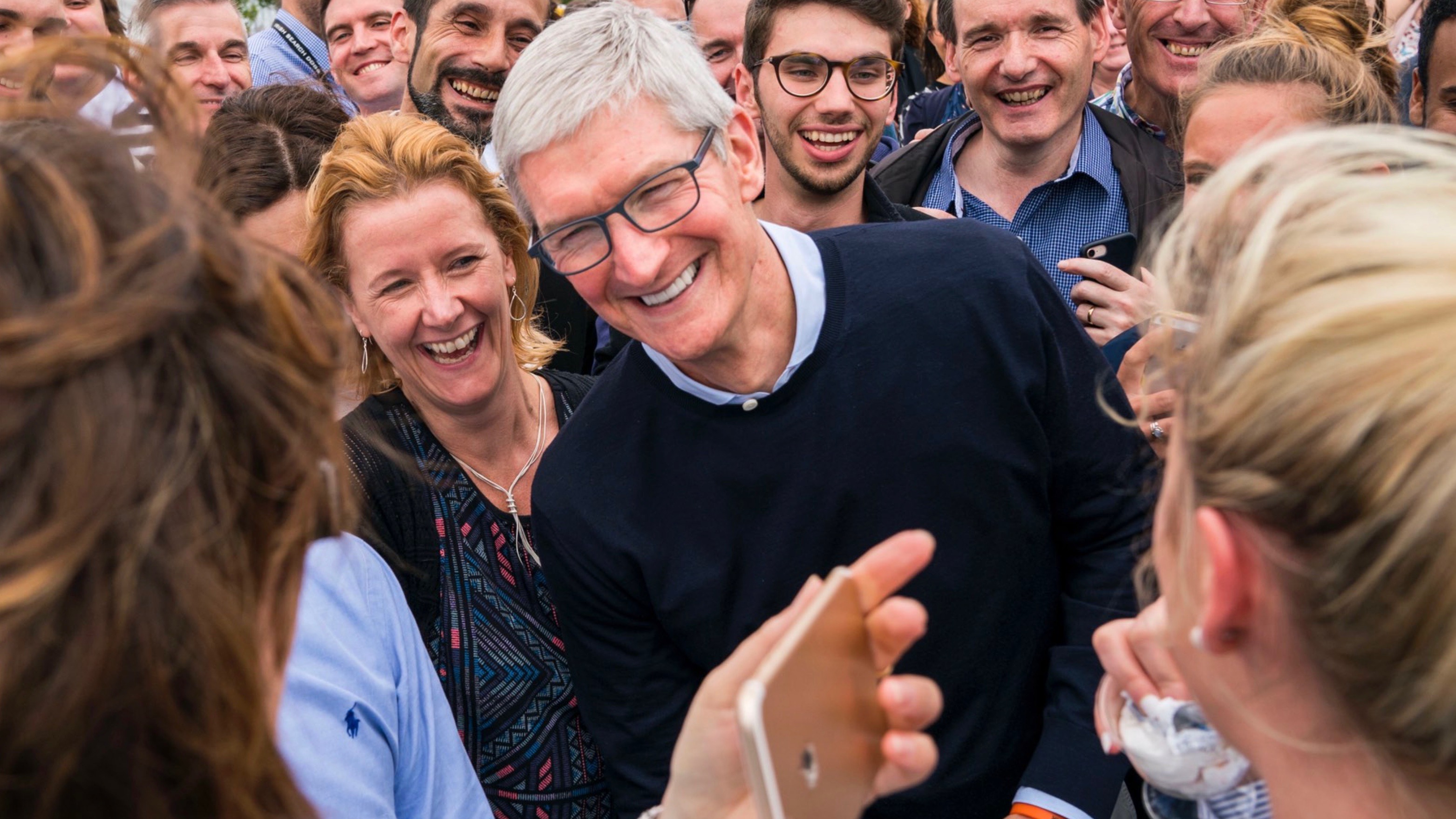 Tim Cook touches on his personal life, privacy values, and more in new ...