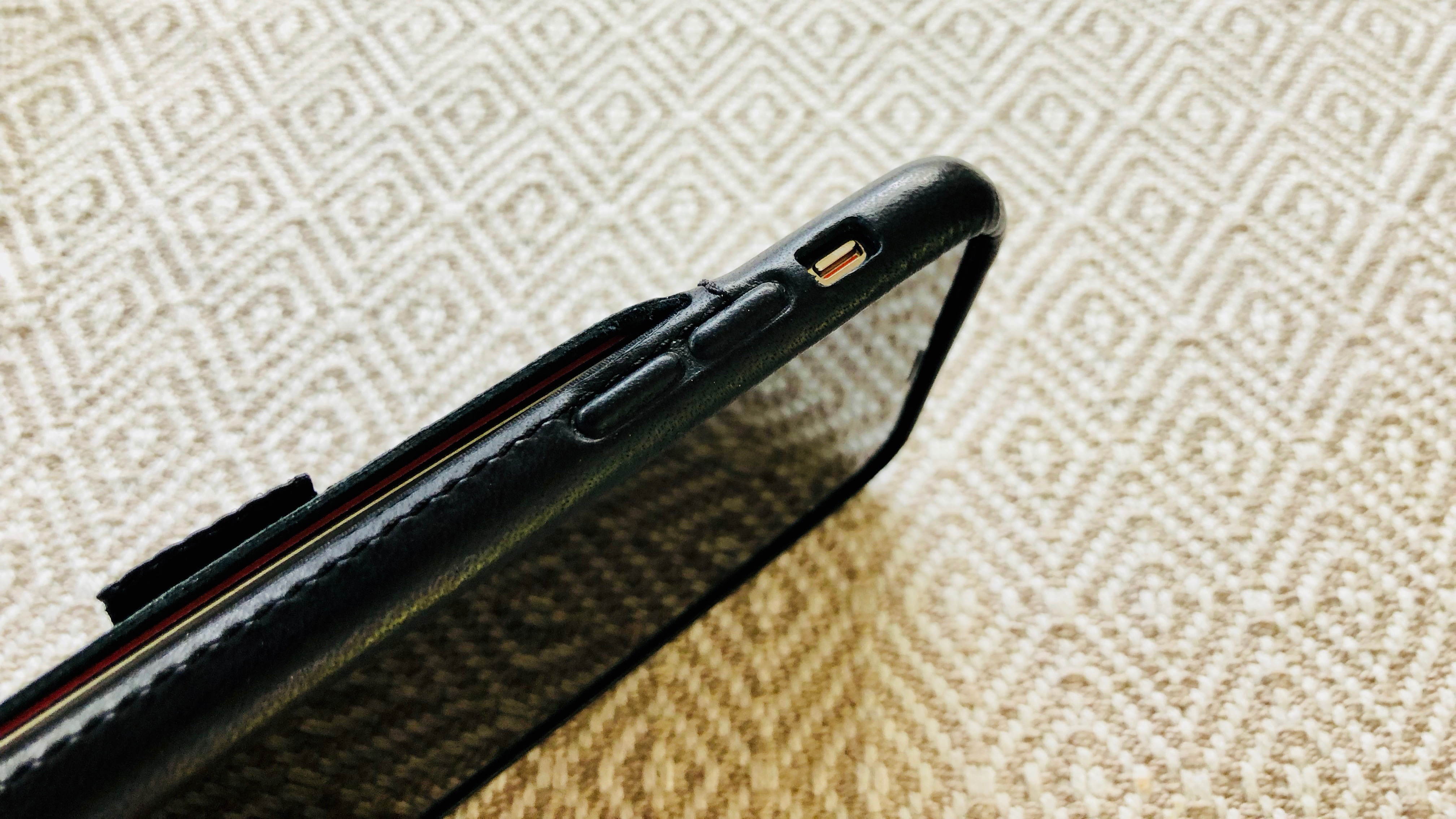Wally Case for iPhone X with a hidden wallet is great for fans of Apple ...