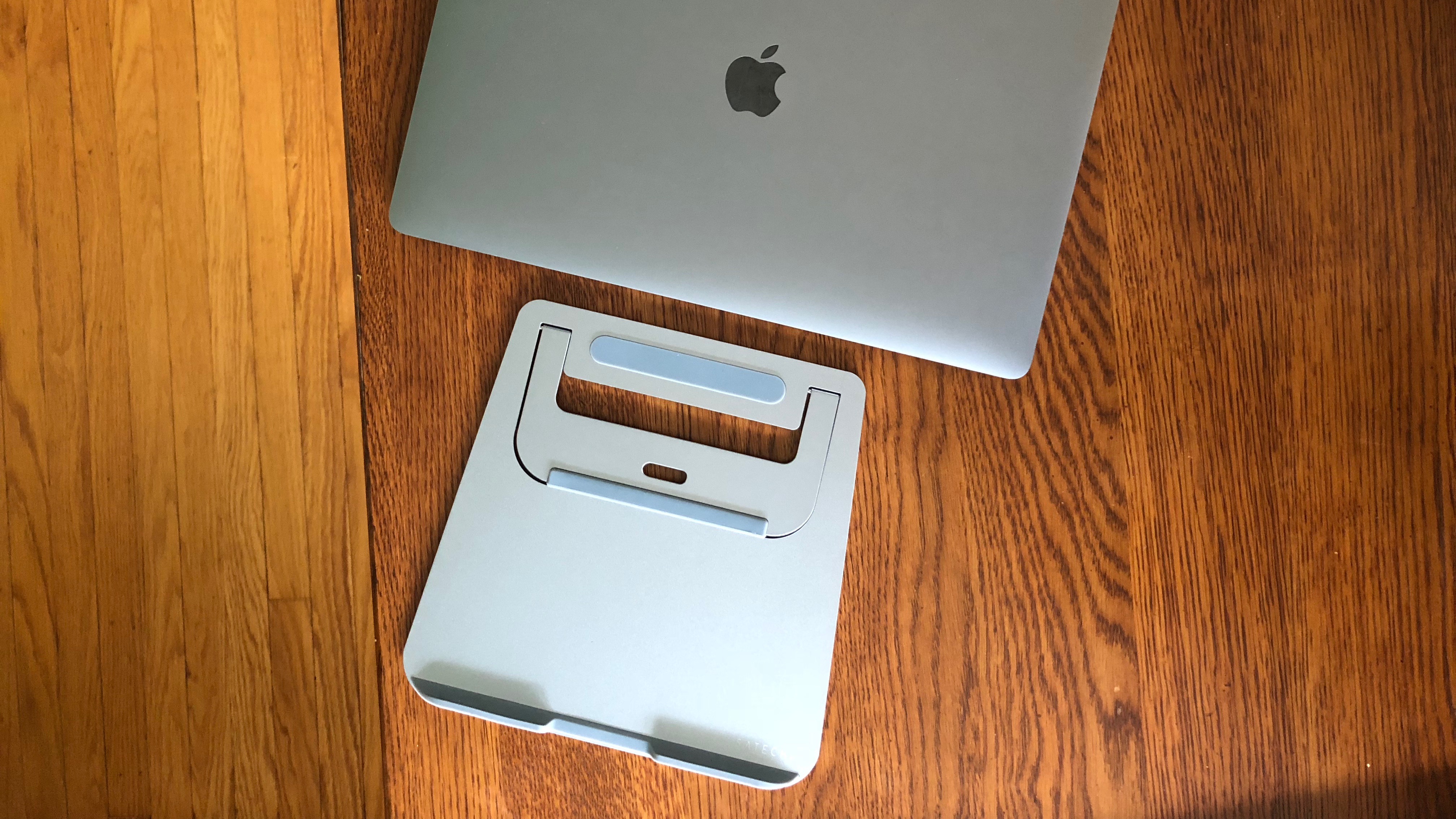 Review: Satechi's foldable aluminum MacBook stand is a perfect travel ...