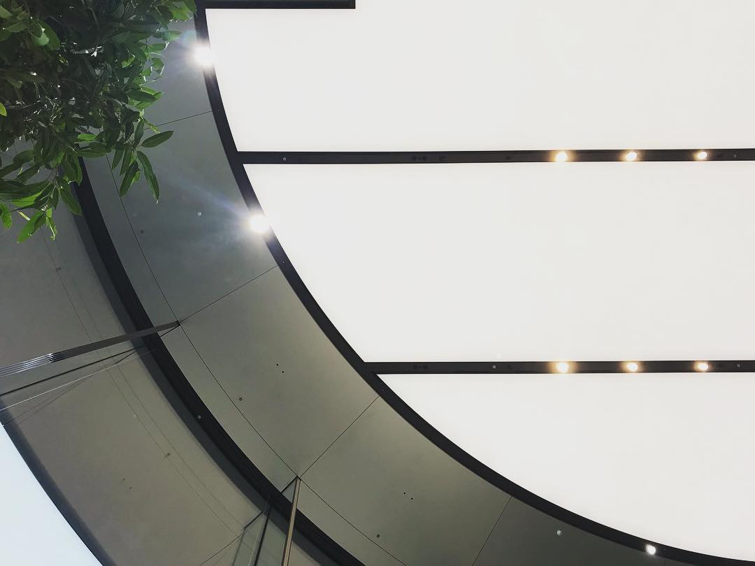 New Suzhou and Eastview Apple stores open to iPhone XS and Apple Watch ...