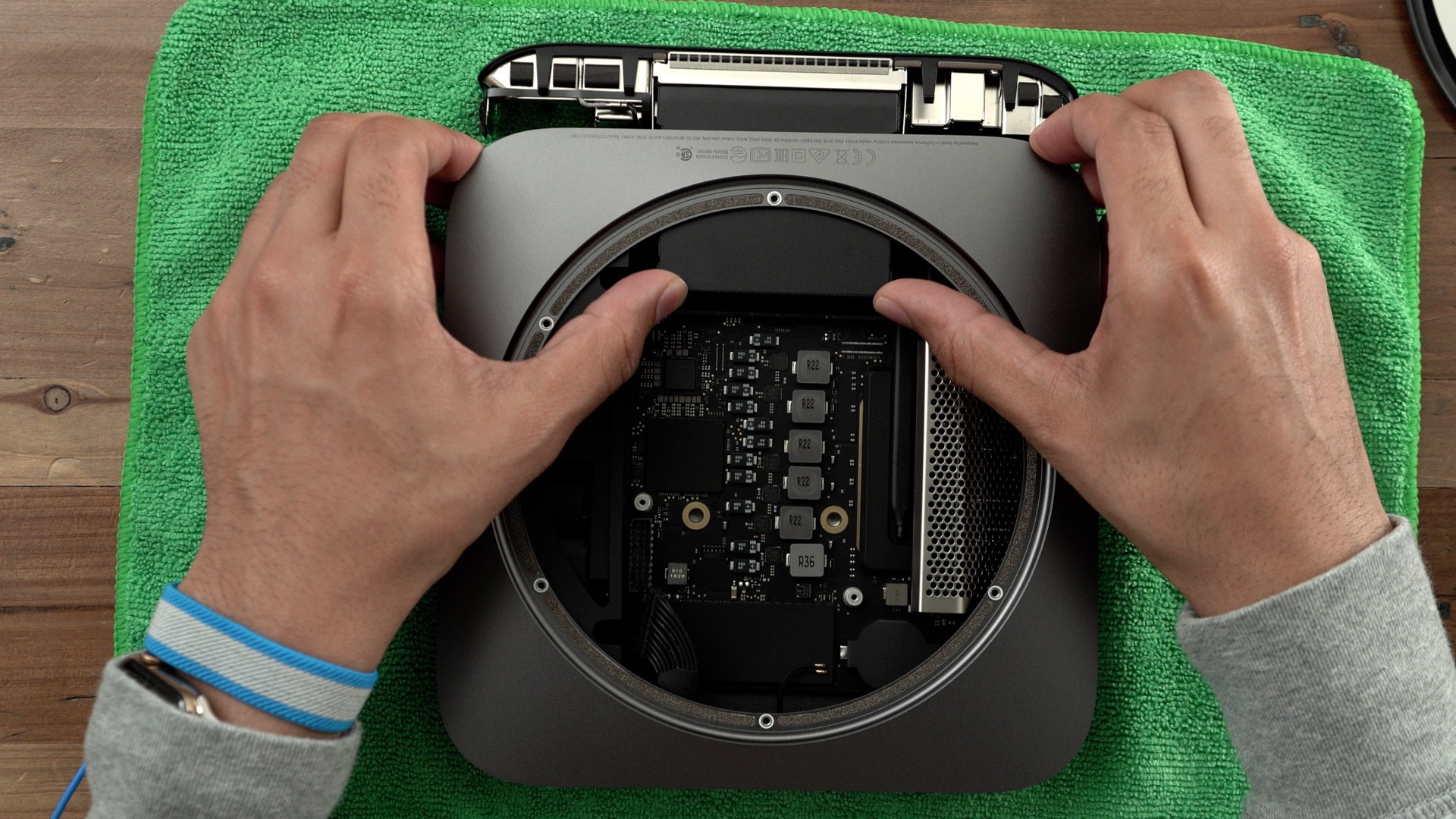 How to upgrade Mac mini (2018) RAM and save money [Video] - 9to5Mac