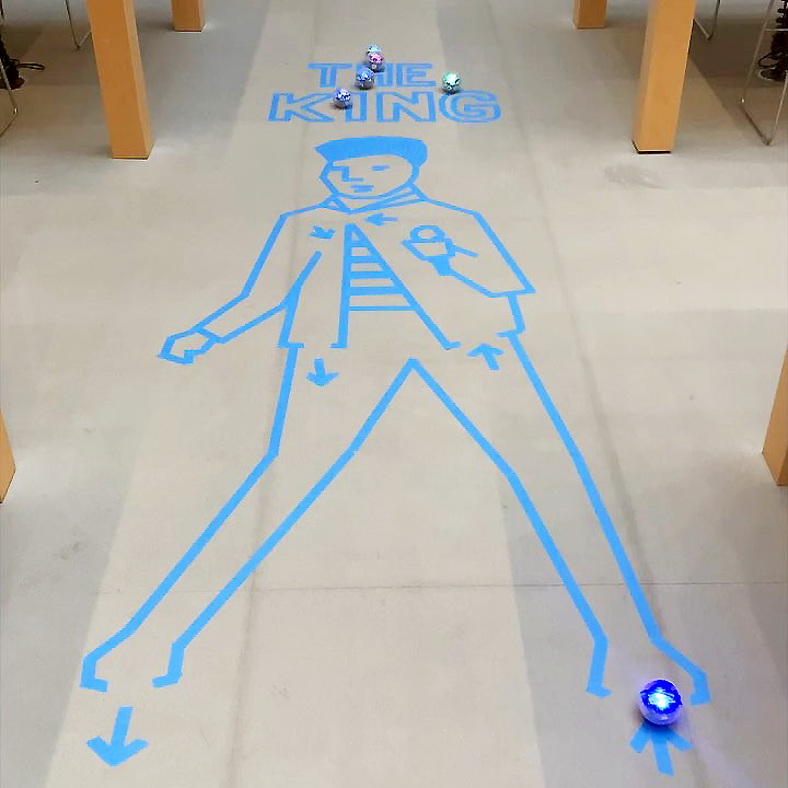 Sphero maze art adds a creative twist to a favorite Apple store session ...