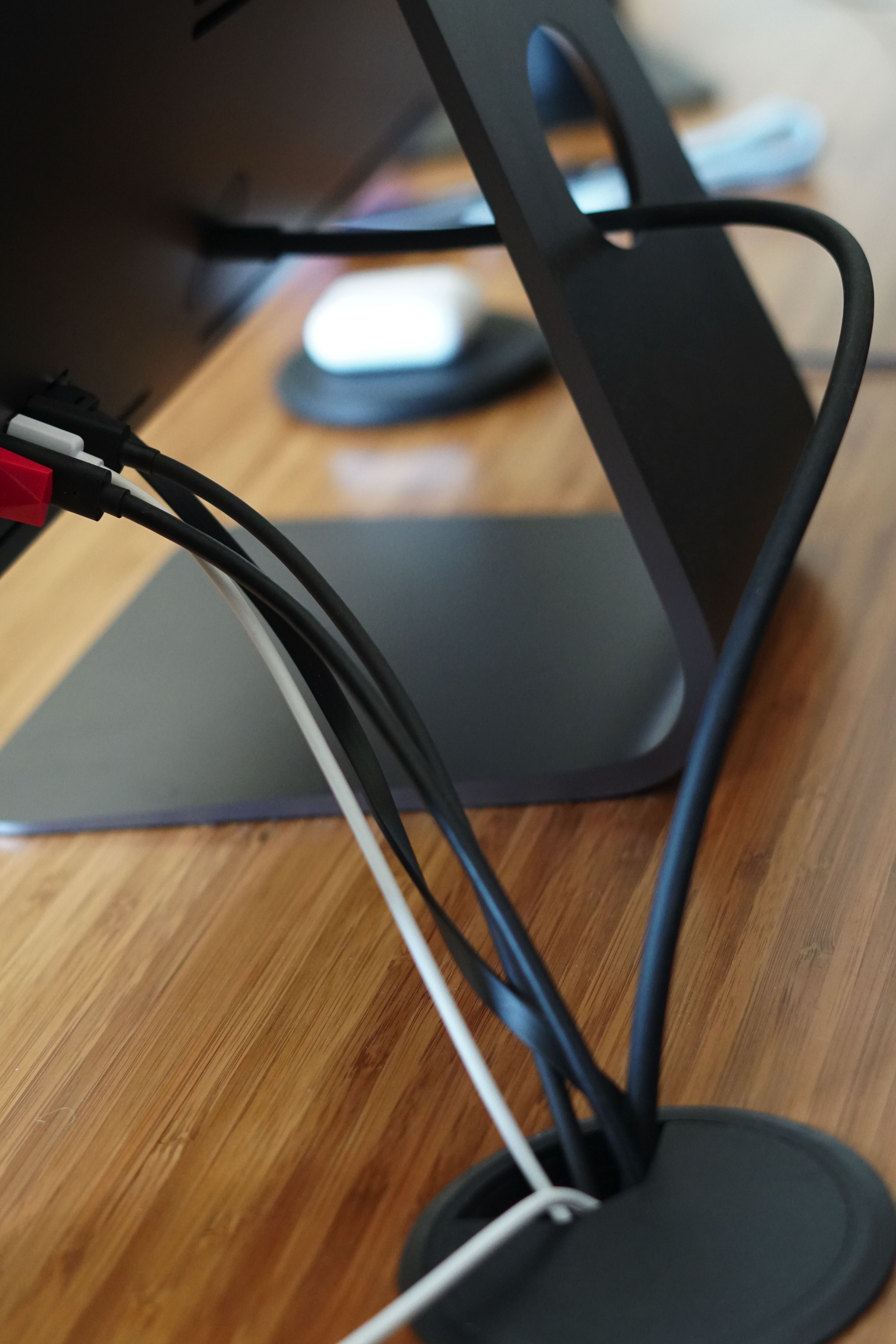 Mac office tour: standing desk, favorite apps, more - 9to5Mac