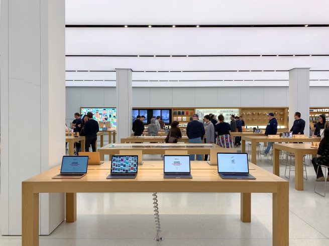 Photos: Saying farewell to the third oldest Apple Store in the world ...