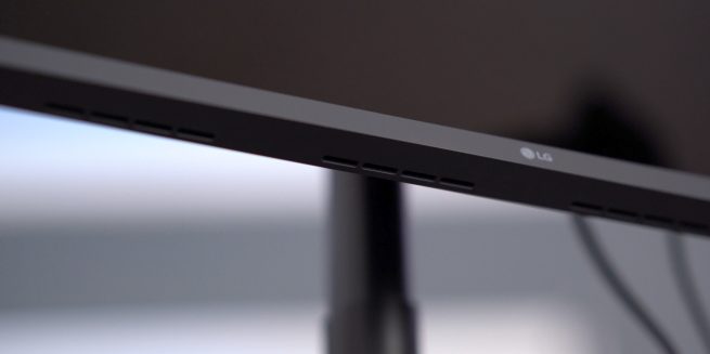 Review: LG UltraFine 4K Display (2019) - two Thunderbolt 3 ports - 9to5Mac