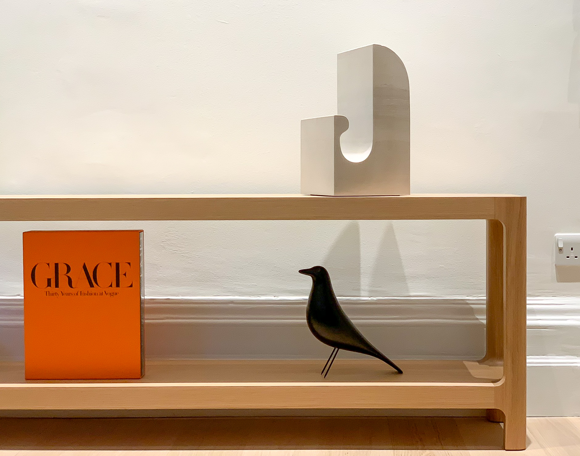 Cataloging the modern furnishings of Apple Store Boardrooms - 9to5Mac