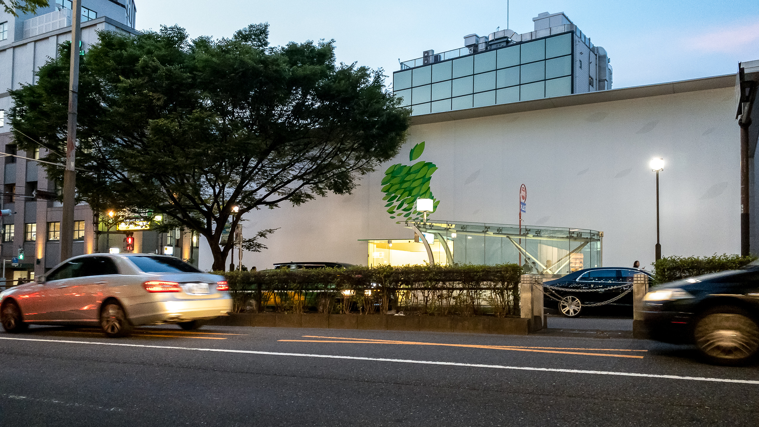 Omotesando Apple Store reveals new design - 9to5Mac