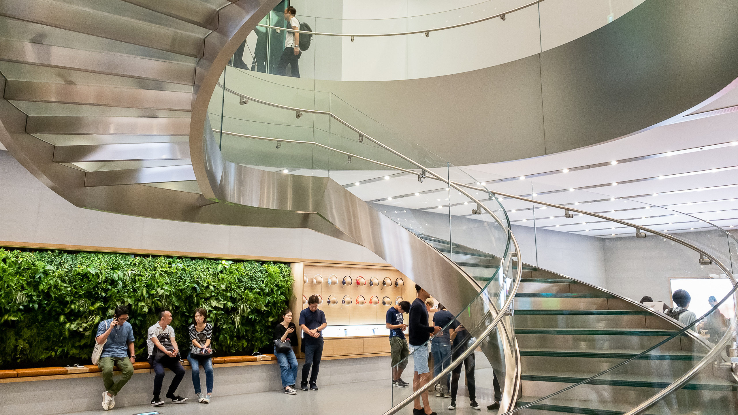 Omotesando Apple Store reveals new design - 9to5Mac