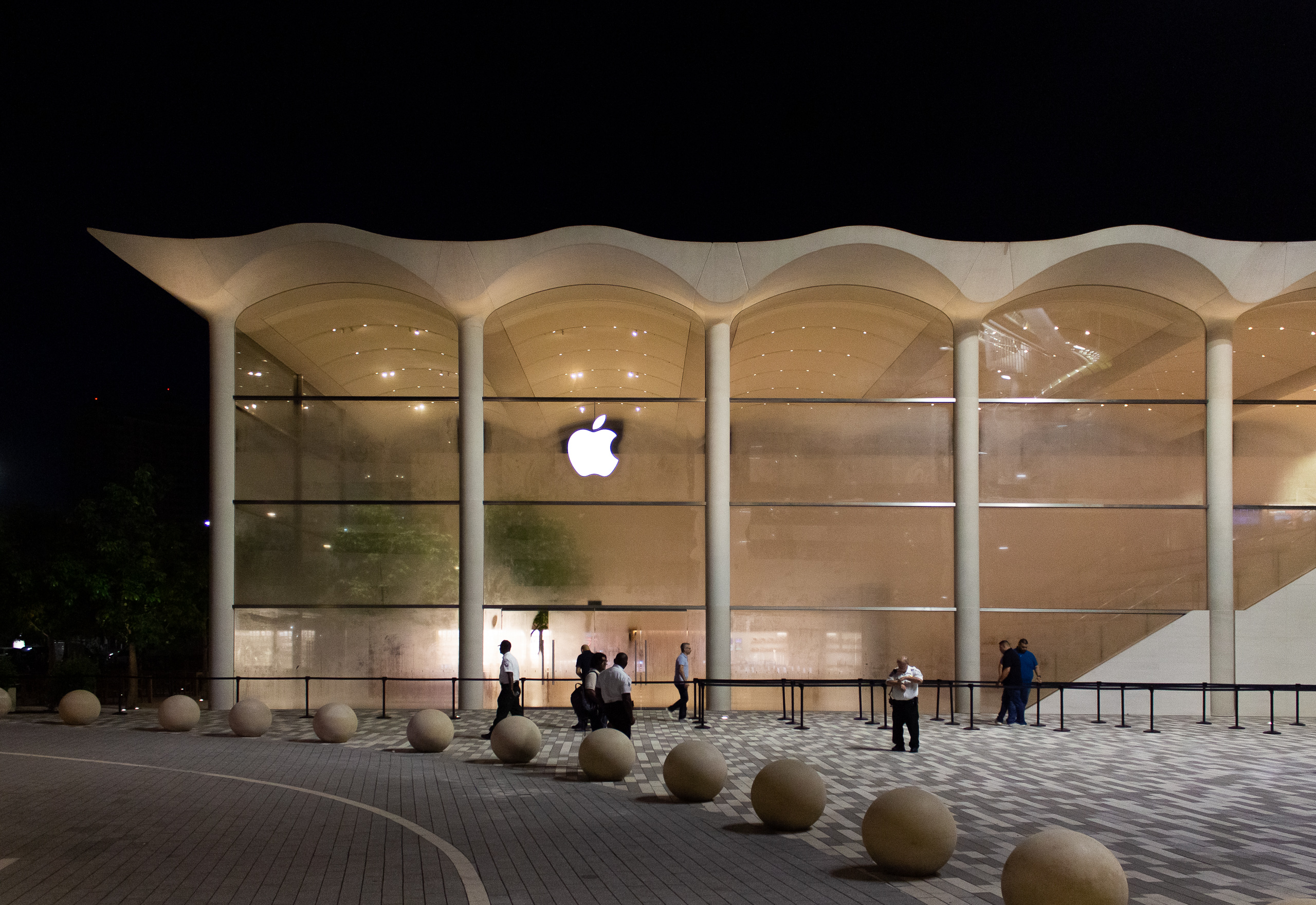 Aventura's new Apple Store: Grand opening photos and details - 9to5Mac