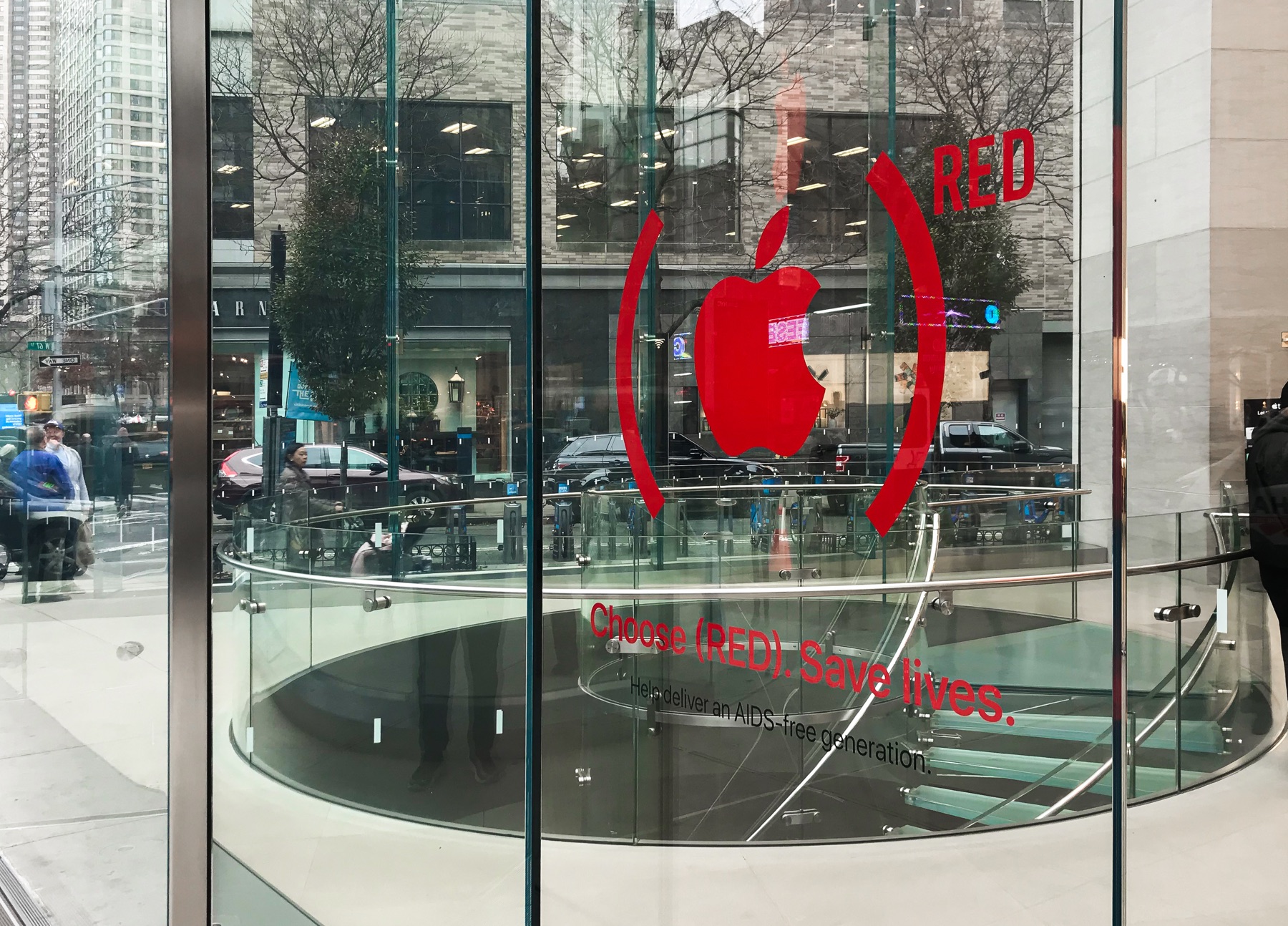 Red Apple Store logos mark run-up to World AIDS Day - 9to5Mac