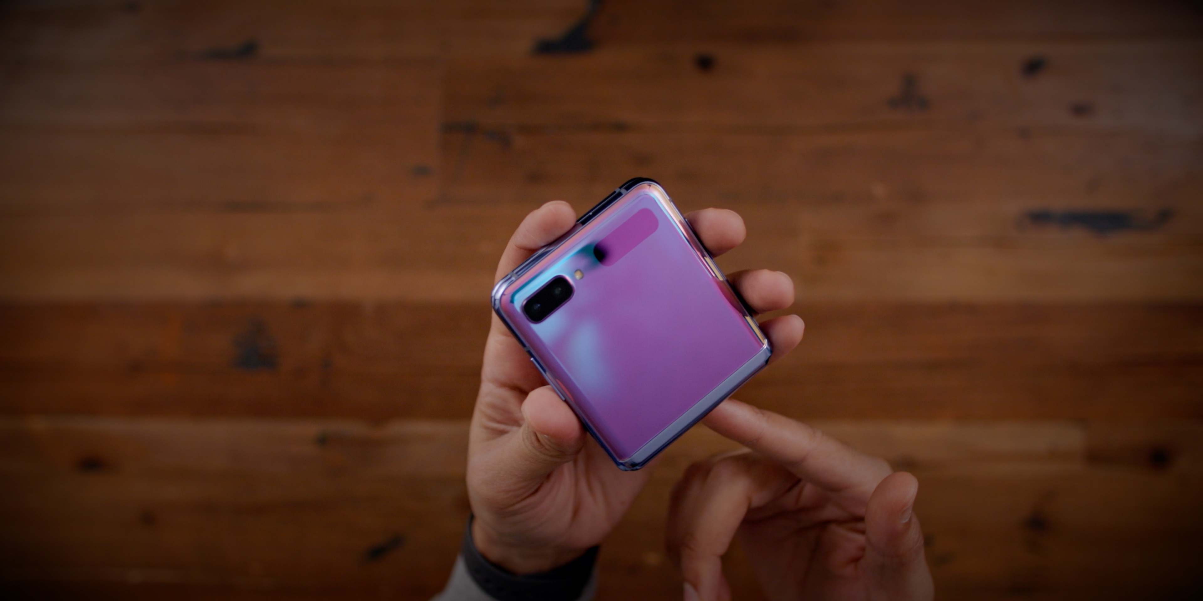 Galaxy Z Flip: Why I want Apple to make an iPhone Flip [Video] - 9to5Mac