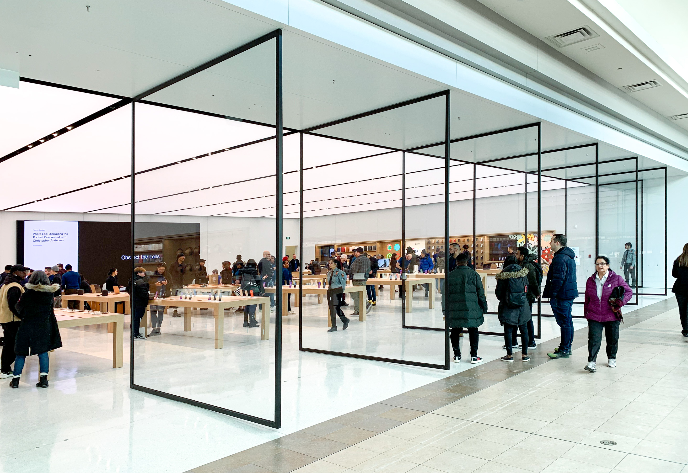 Grand opening: Toronto adds second Apple Store with latest design - 9to5Mac