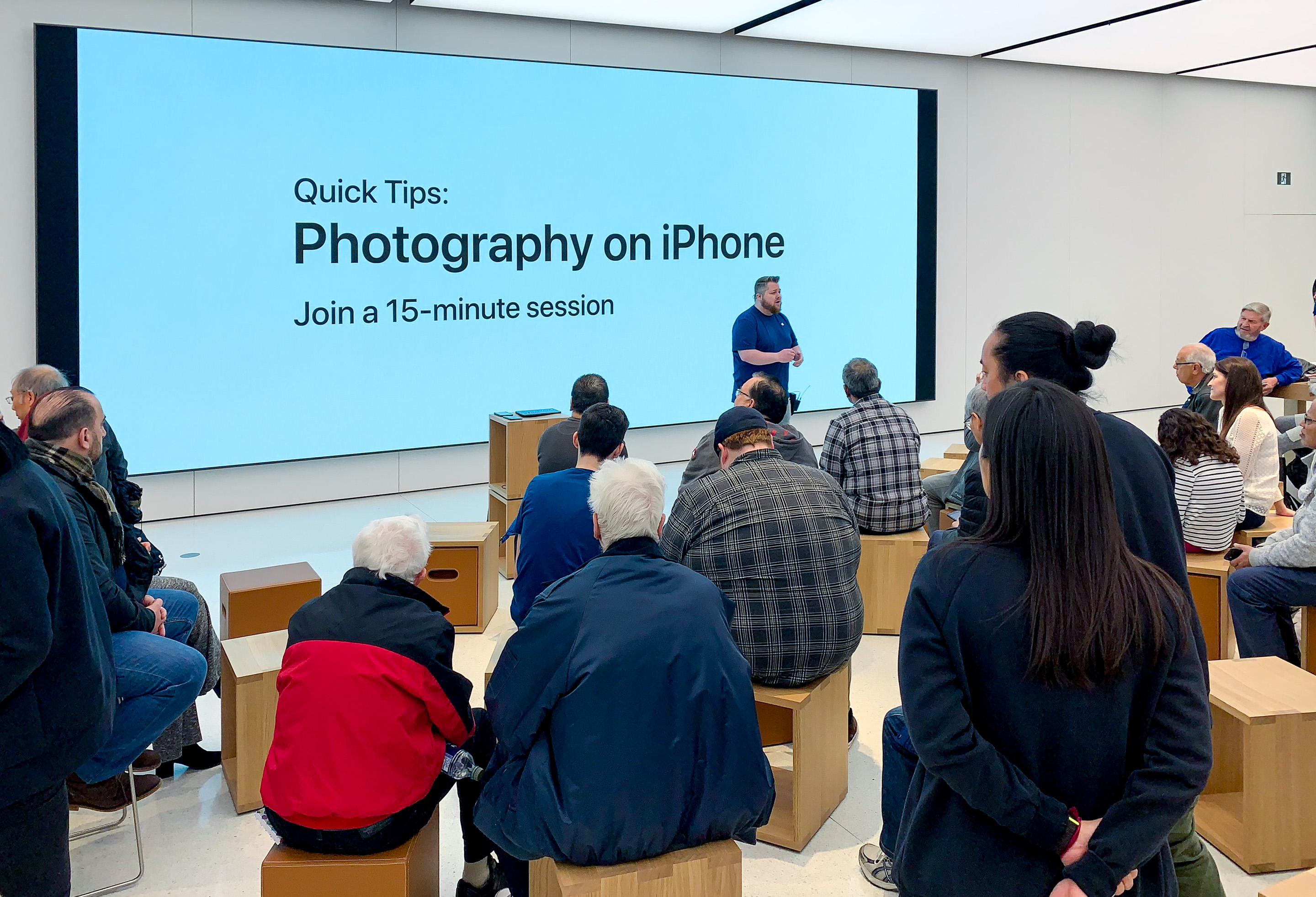 Grand opening: Toronto adds second Apple Store with latest design - 9to5Mac