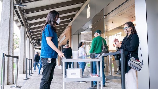 COVID-19: How do Apple Store procedures compare to other leading ...