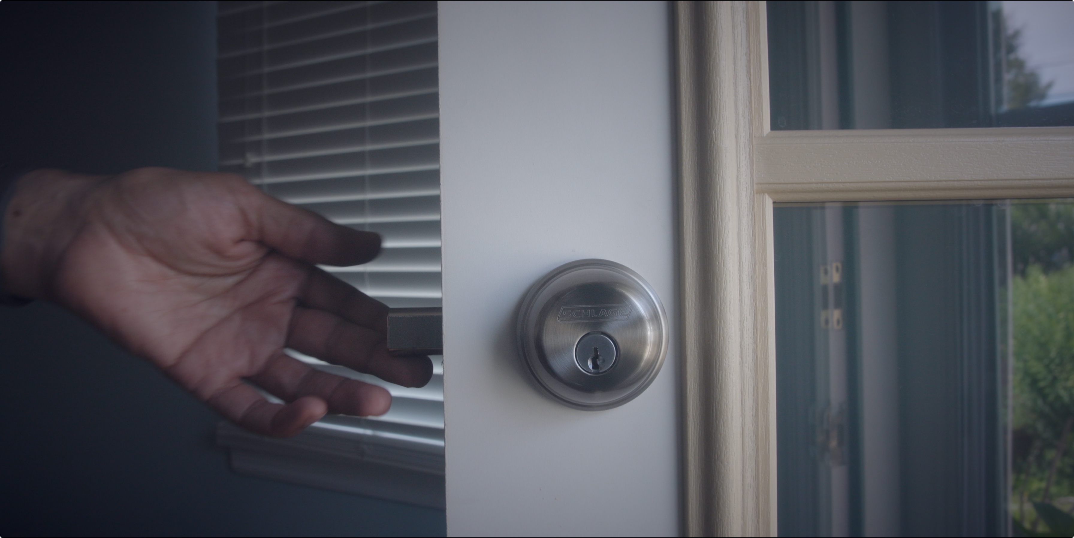 Hands-on: Level Lock turns existing deadbolts into HomeKit smart locks