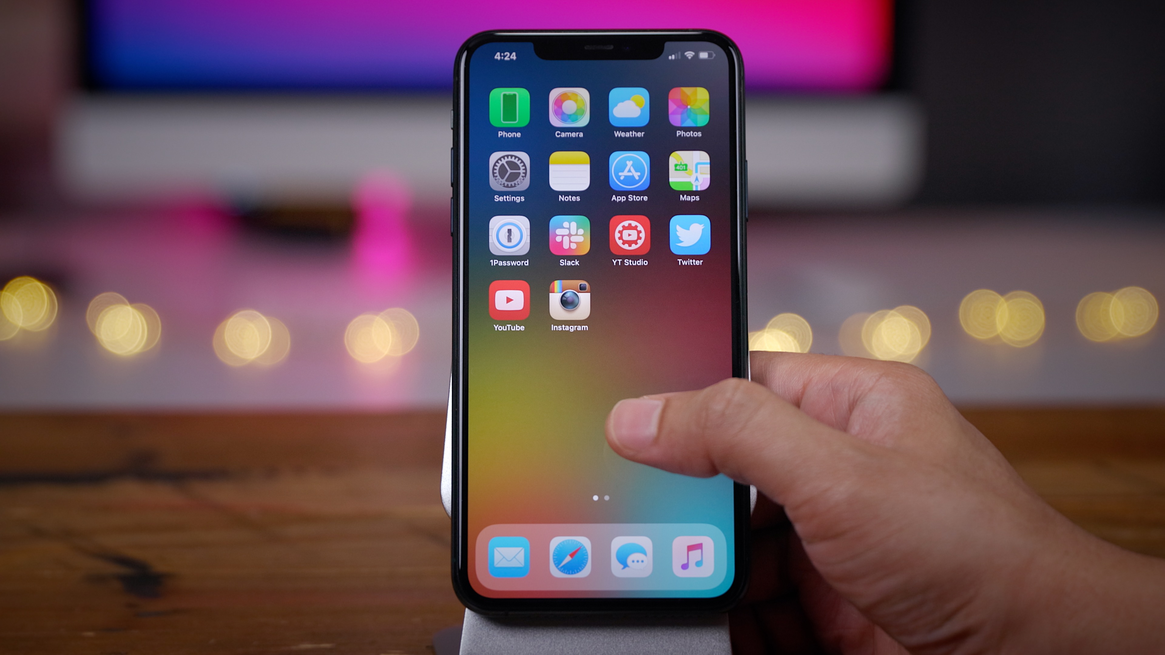 How to theme iOS 14 using custom icons and widgets [Video] - 9to5Mac