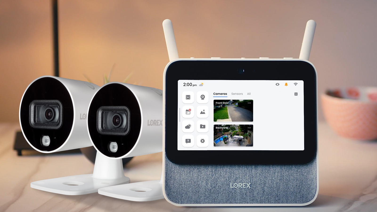 Lorex Home Center all-in-one- monitor w/ 1080p Outdoor Cameras