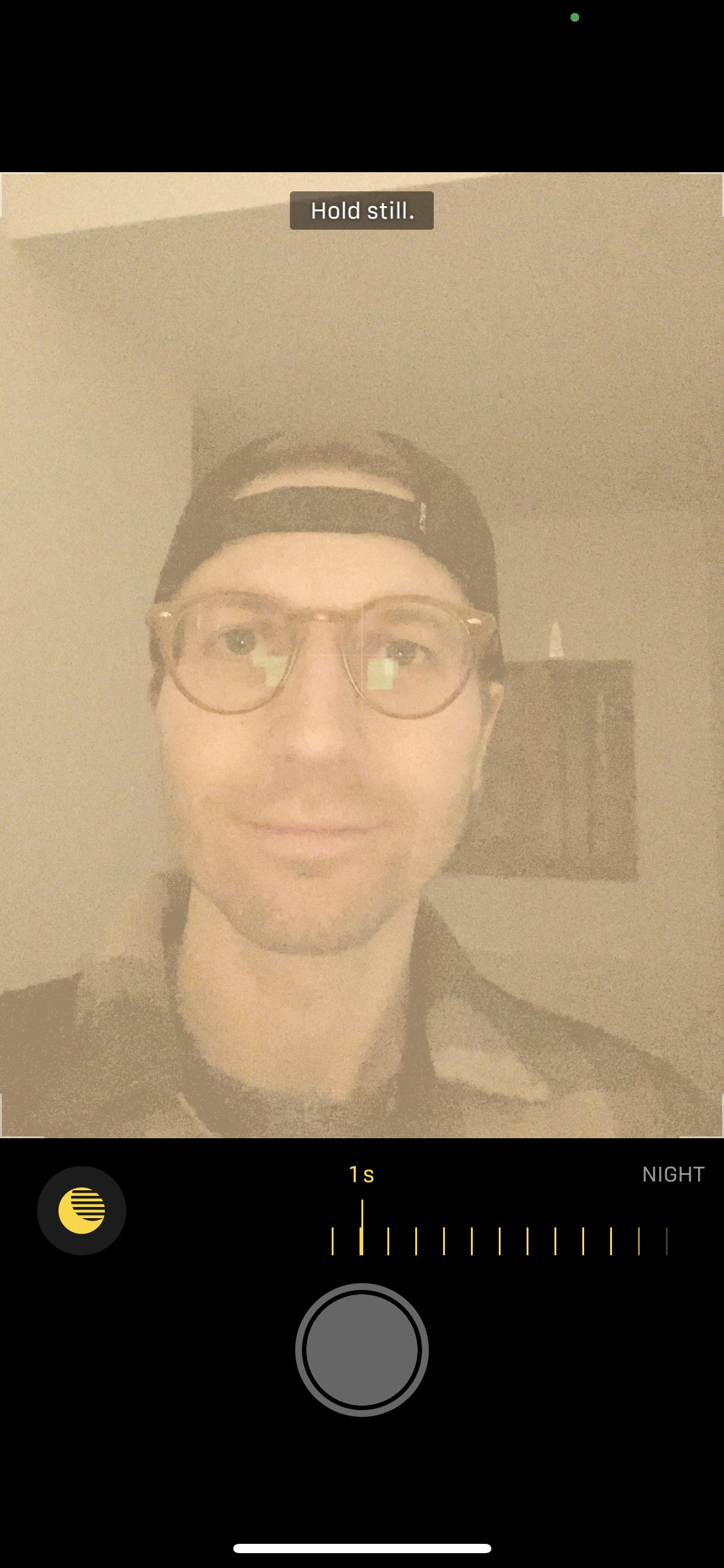 iPhone 12: How to shoot Night mode selfies with the front-facing ...
