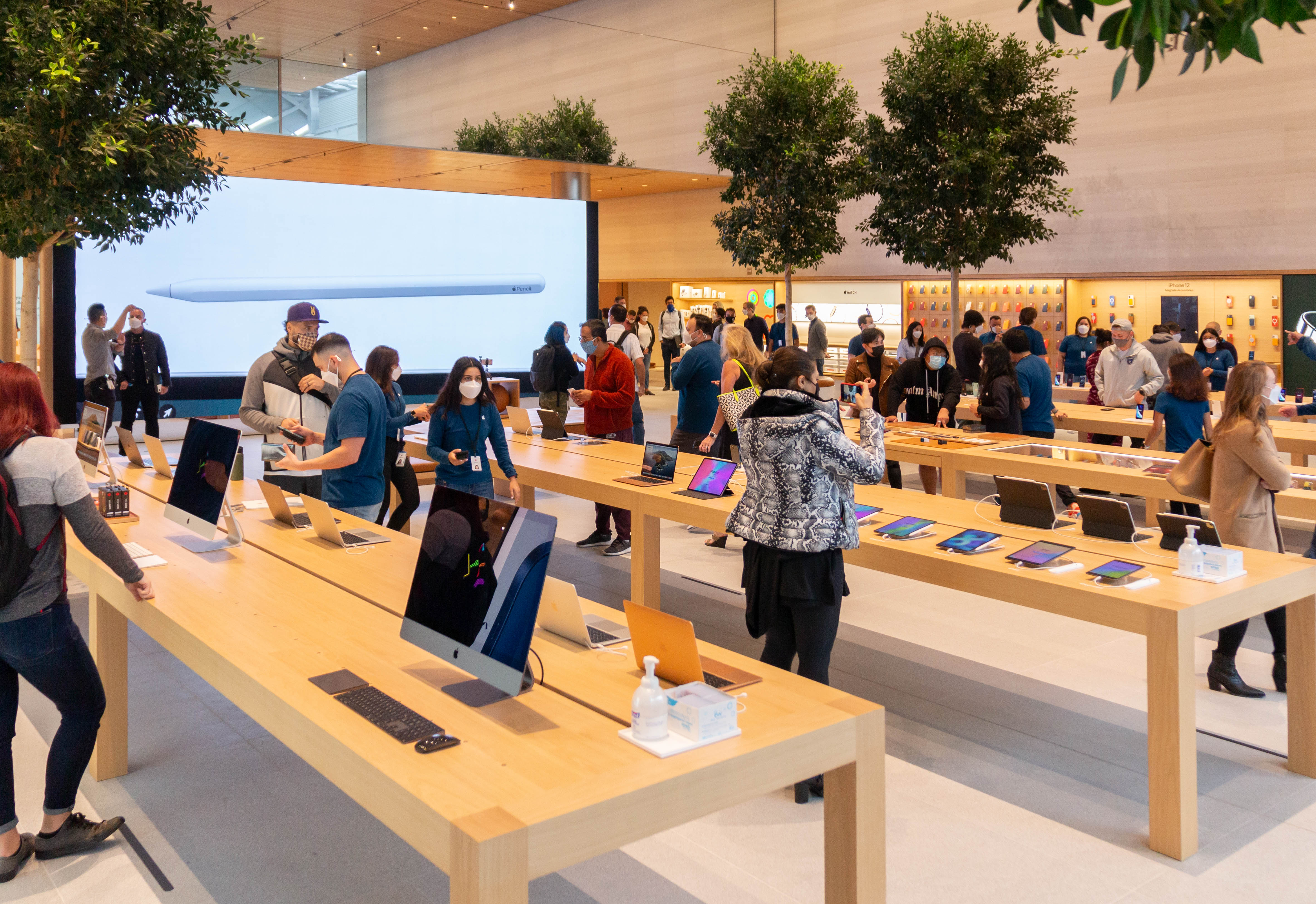 Photos: Inside the all-new Apple Valley Fair - 9to5Mac