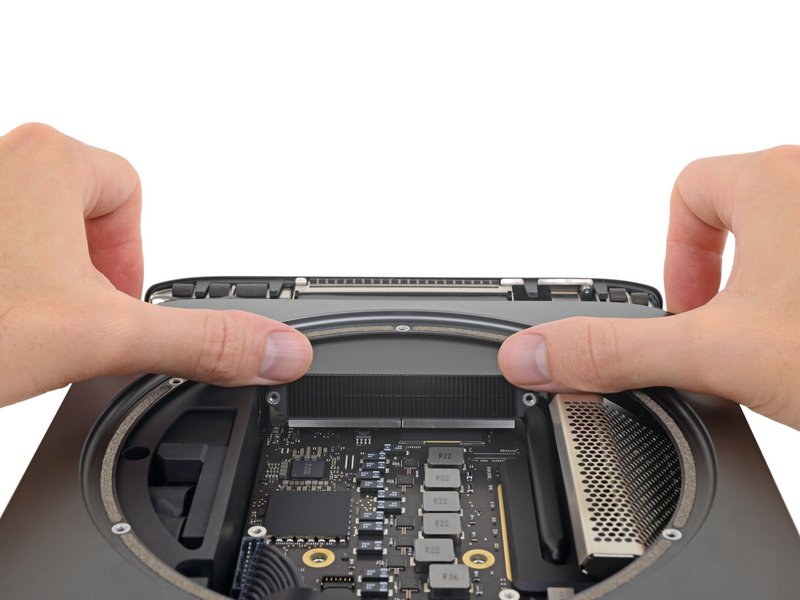 M1 Mac mini teardown reveals first look at slim internals - 9to5Mac