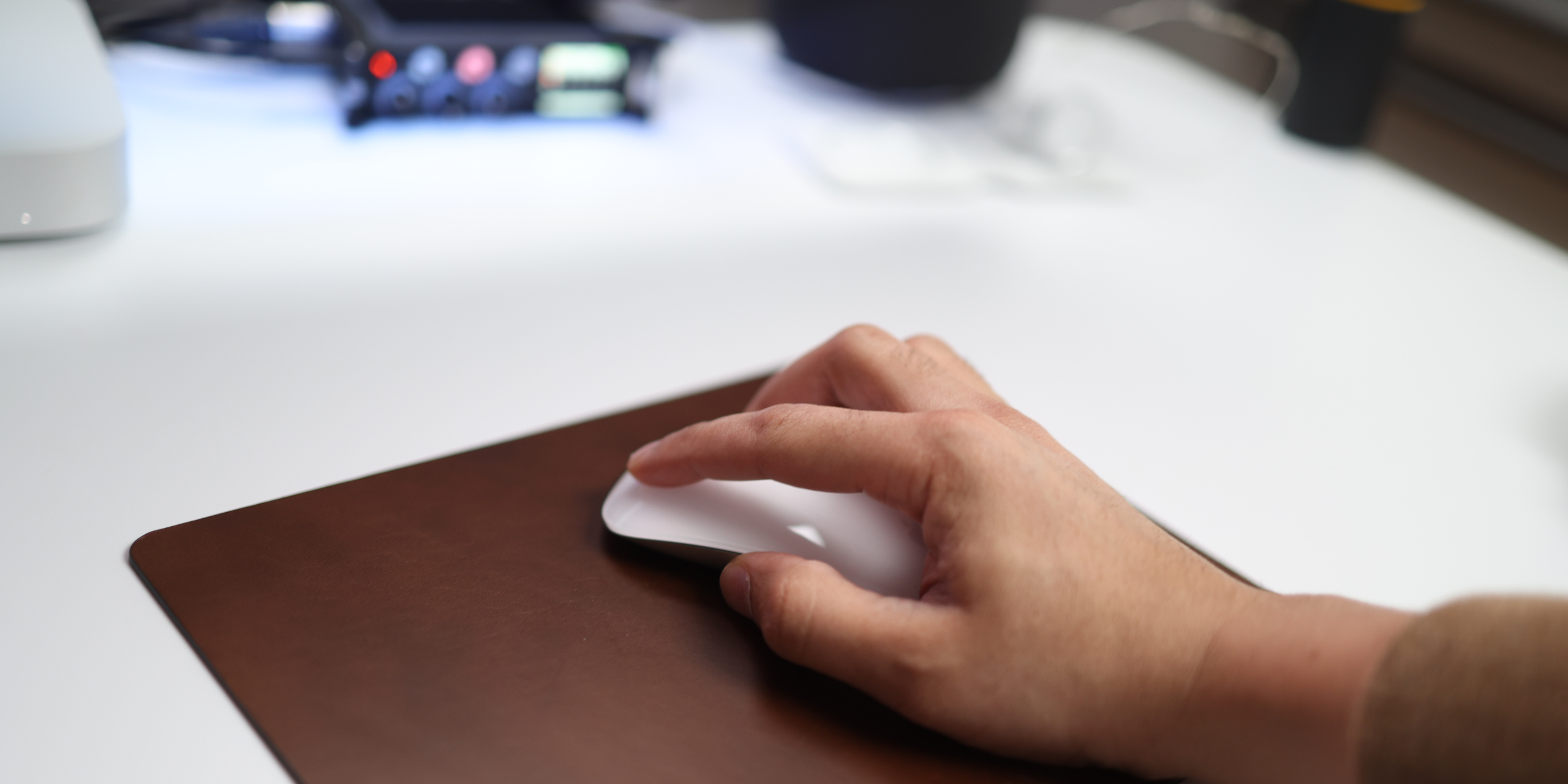 Hands-on with the Nomad leather sleeve for MacBooks - 9to5Mac