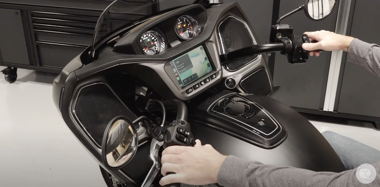 CarPlay on a motorbike? Indian Motorcycle touts 7-inch display for ...