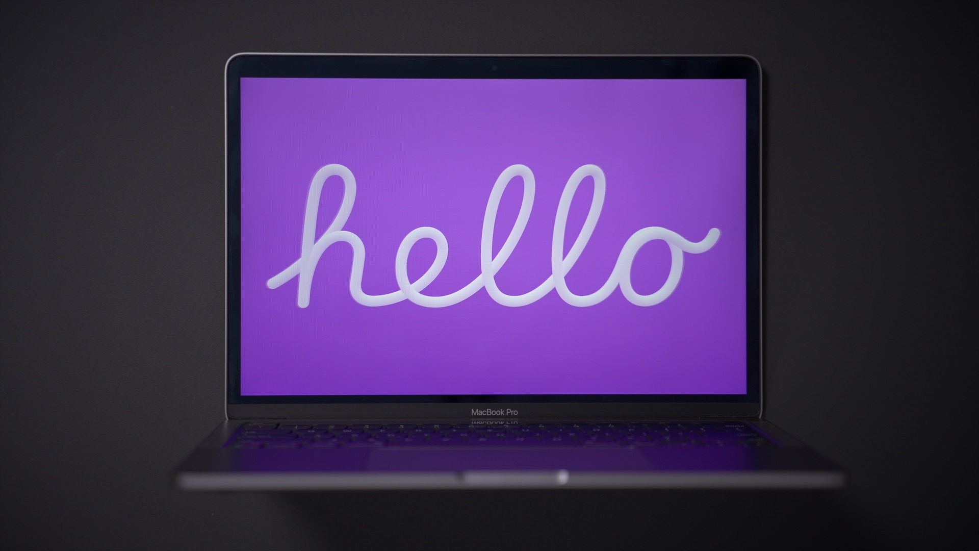 Hands-on: Apple's new 'Hello' screen saver for Macs running macOS 11.3 ...