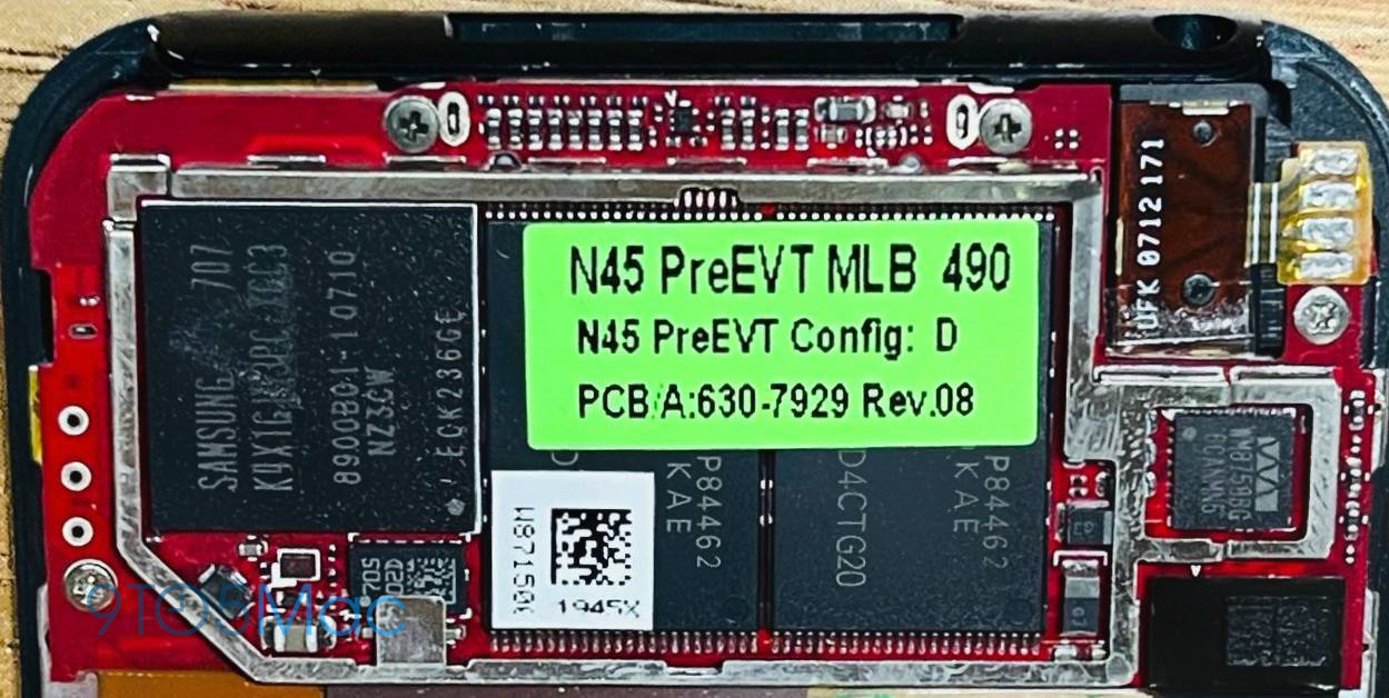 The story behind a rare 1st-generation iPod touch prototype that still ...